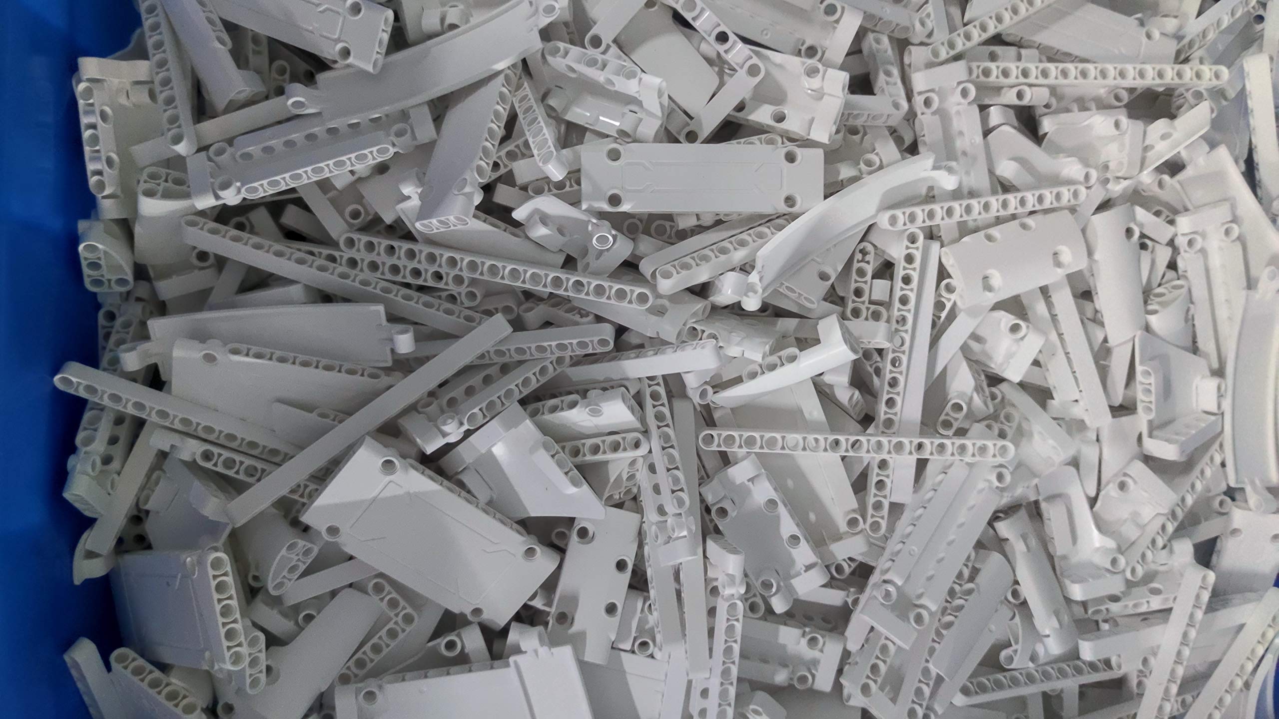 LOONGON 2 POUNDS Technical Parts Random Lot of Pieces-Compatible with major brands Technic Pieces Compatible with Lego Technic Parts Random Technical Parts