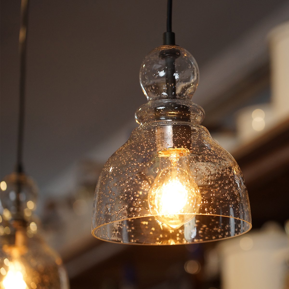 LANROS Farmhouse Kitchen Pendant Lighting with Handblown Clear Seeded Glass Shade, Adjustable Cord Mini Ceiling Light Fixture for Kitchen Island Sink, Matte Black Finish, 7inch, 2 Pack
