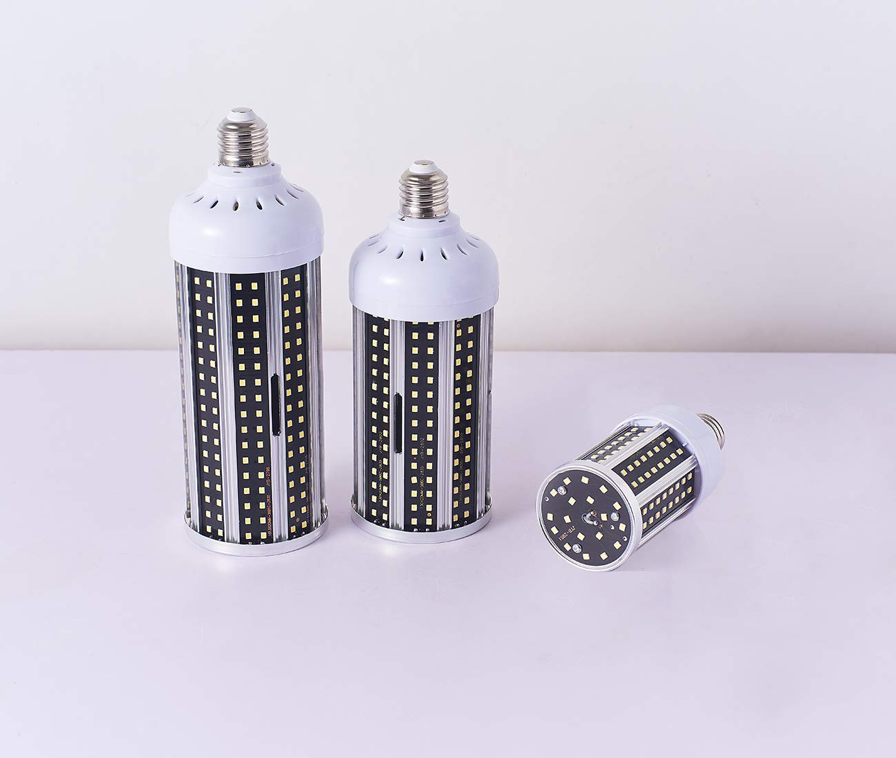 LED Corn Bulb,60 Watt (400W Equivalent),5500 Lumen,6000K- 6500K,Cool Daylight LED Street and Area Light,E26/E27 Medium Base,for Outdoor Indoor Garage Warehouse High Bay Barn Backyard and More,2 Pack
