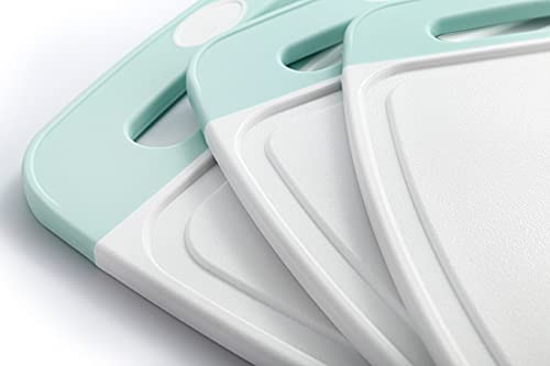 Spring Chef Professional Cutting Boards for Kitchen with Soft Grip, Deep Juice Grooves, Non-Porous Chopping Board, Dishwasher Safe, BPA Free, Set of 3, Mint