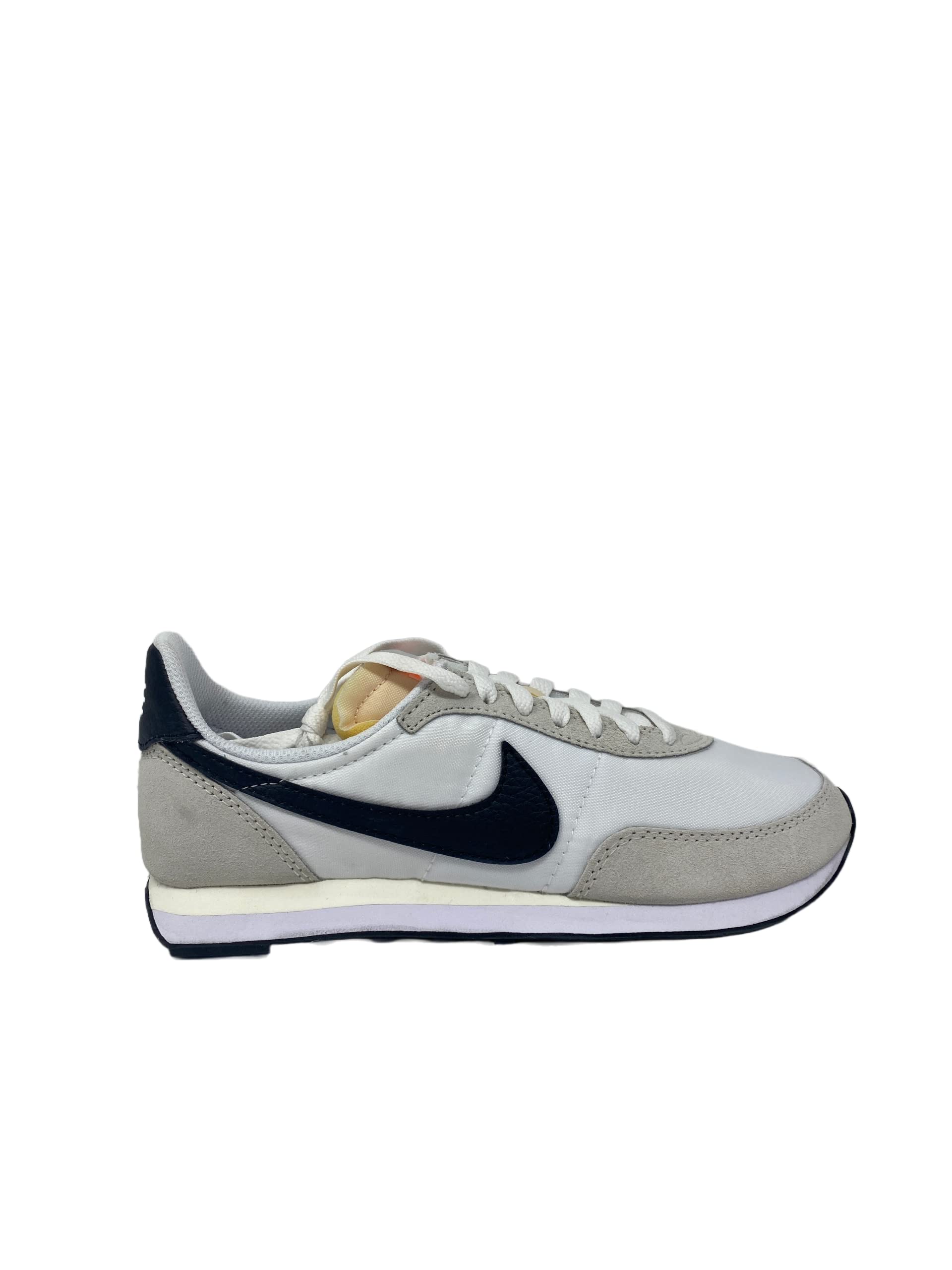 Nike Women's Waffle Trainers 2, White/Black-Sail-Summit White, 7.5 M US