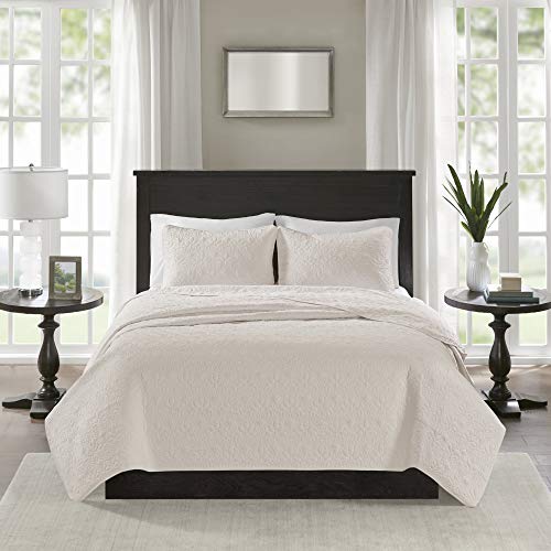 Madison Park Quebec Quilt Set - Luxurious Damask Stitching Design, Cotton Filled Lightweight Coverlet Bedspread Bedding, Shams, Full/Queen(90"x90"), Cream 3 Piece