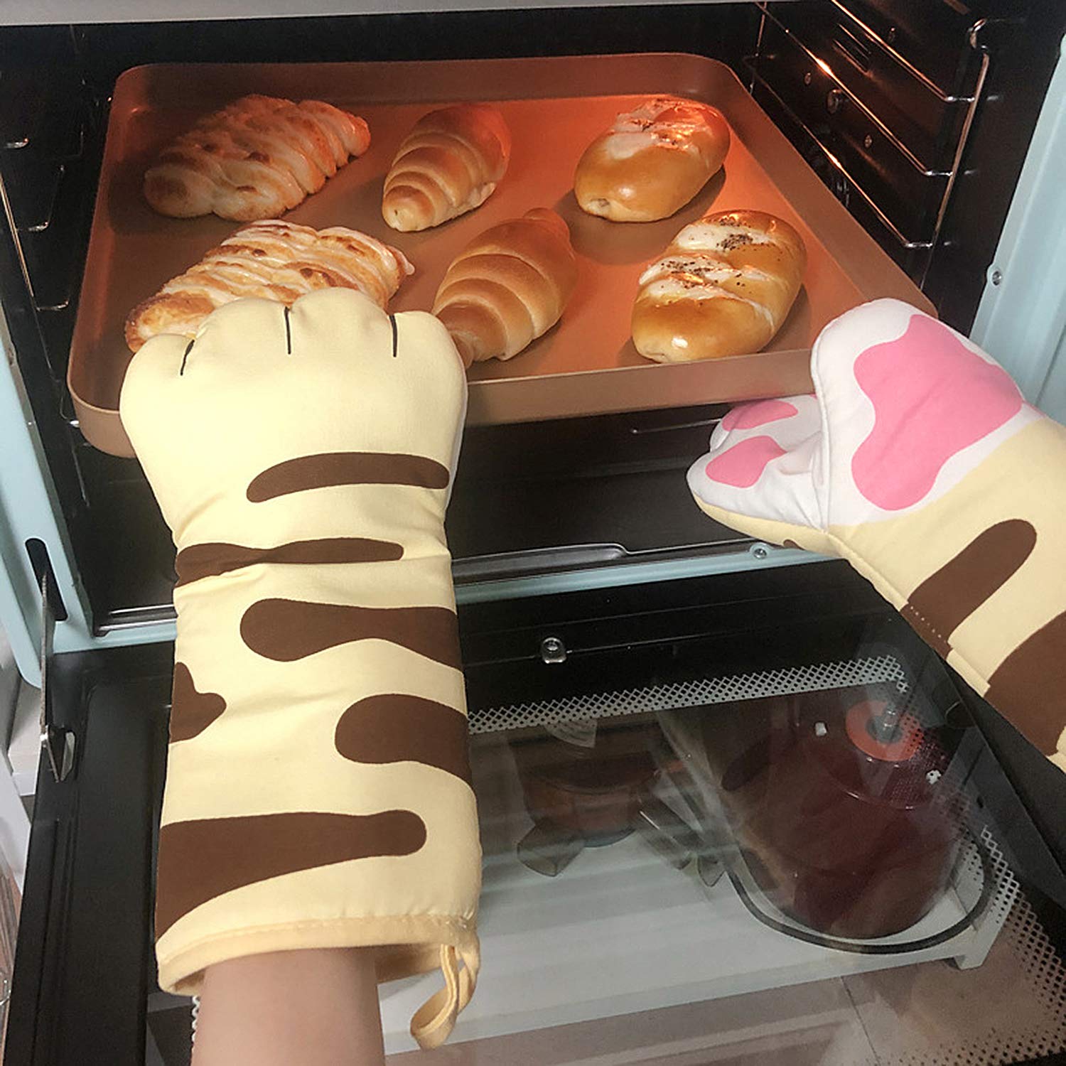 Oven Mitts Kitten Cat Paw Design Heat Resistant Oven Gloves Thick Cotton Lining Cooking Baking Potholder Gloves Microwave Gloves BBQ Grilling Kitchen Tool Home Decor (Cat Paw)