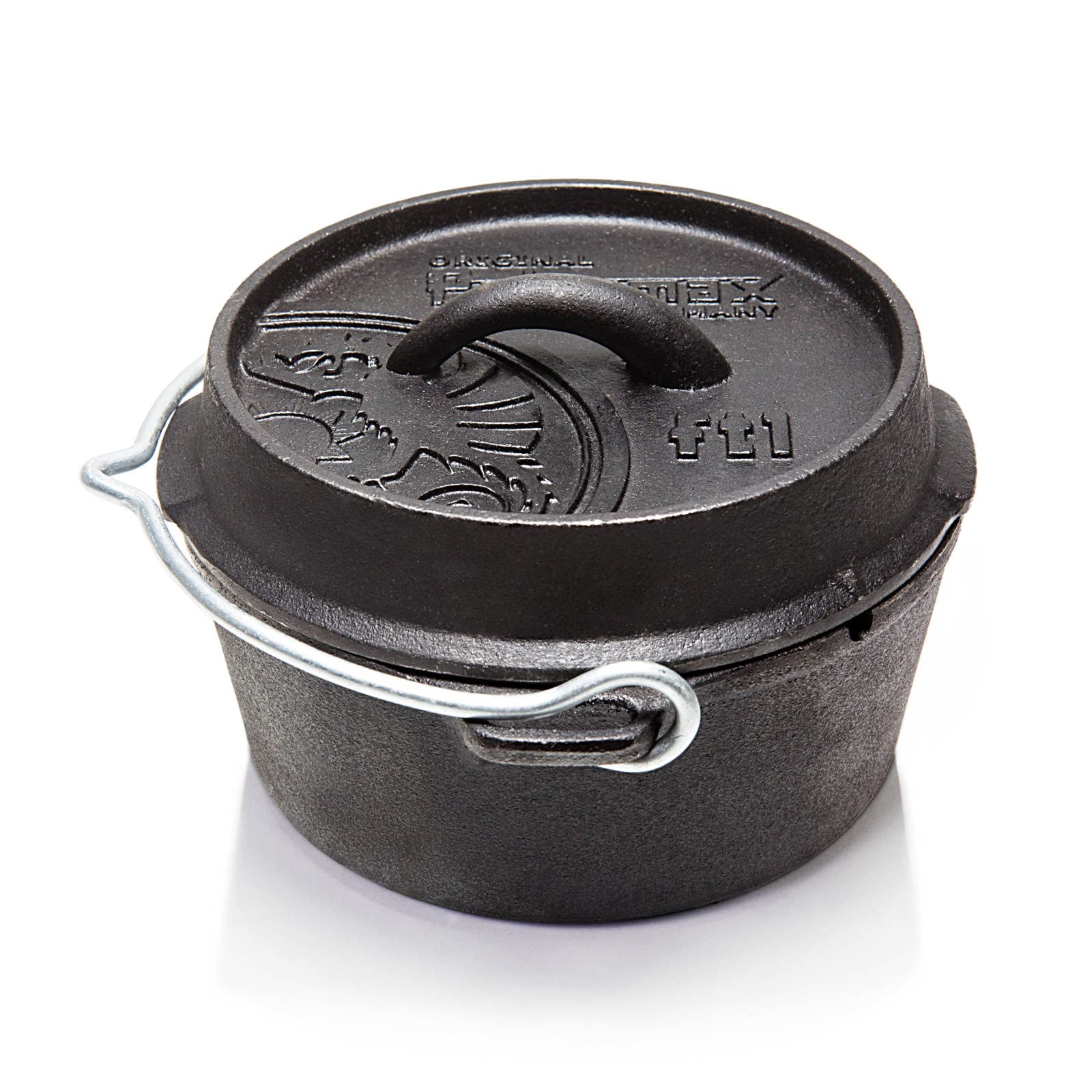 Petromax Cast Iron Dutch Oven for Cooking or Baking Outdoors Over a Campfire or in the Home Kitchen, Pre-Seasoned Cookware Conducts Heat Evenly, Flat Base, 1 Qt