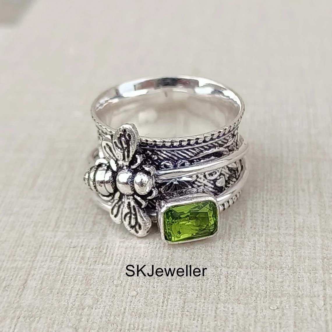 Rings For Women's Natural Peridot Silver Spinner Ring 925 Sterling Silver Faceted Cut Peridot Spinner Ring Designer Hand Carved Honey Bee Silver Ring Gift , Green, Free Size