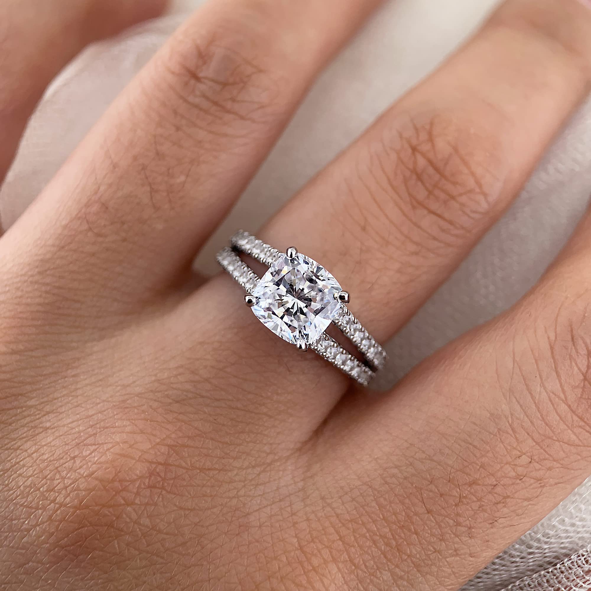 Rinxes Cushion Cut Moissanite Rings 7*7mm 2ct D Color VVS1 925 Silver Promise Ring Anniversary Engagement for Women Sizes 5-10 (Moissanite, 5)