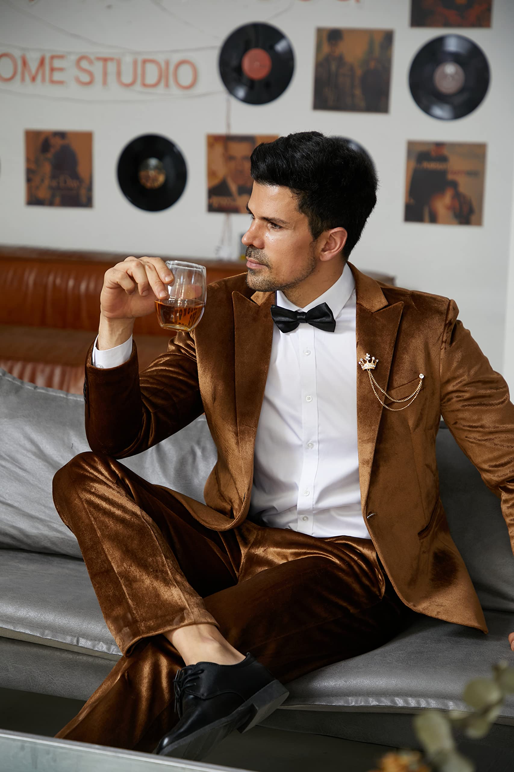 MAGE MALE Men's 2 Piece Velvet Suit One Button Tuxedo Slim Fit Luxurious Blazer Party Dinner Jacket & Pants Brown