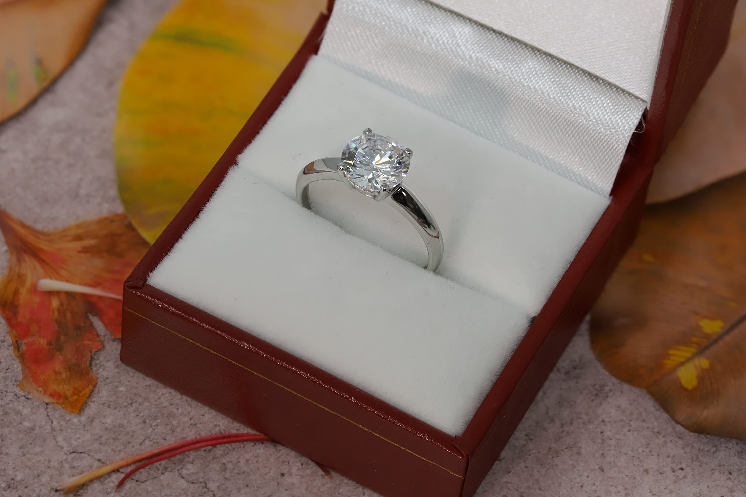 ORO LEONI 14K White Gold Round 3.5 Carat, Cubic Zirconia Solitaire Ring, 7