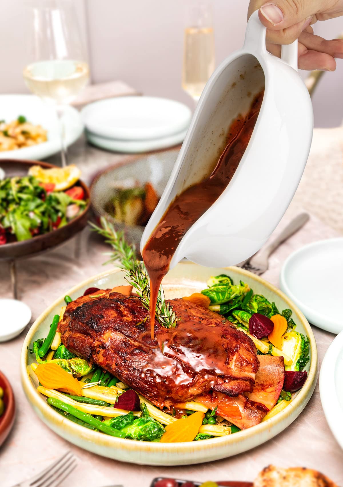 Nucookery Large 17 Oz Gravy Boat and Tray | Ergonomic Handle | White Fine Porcelain Saucier With Big Dripless Lip Spout For Gravy, Warming Sauces, Salad Dressings, Milk | Microwave & Freezer Safe