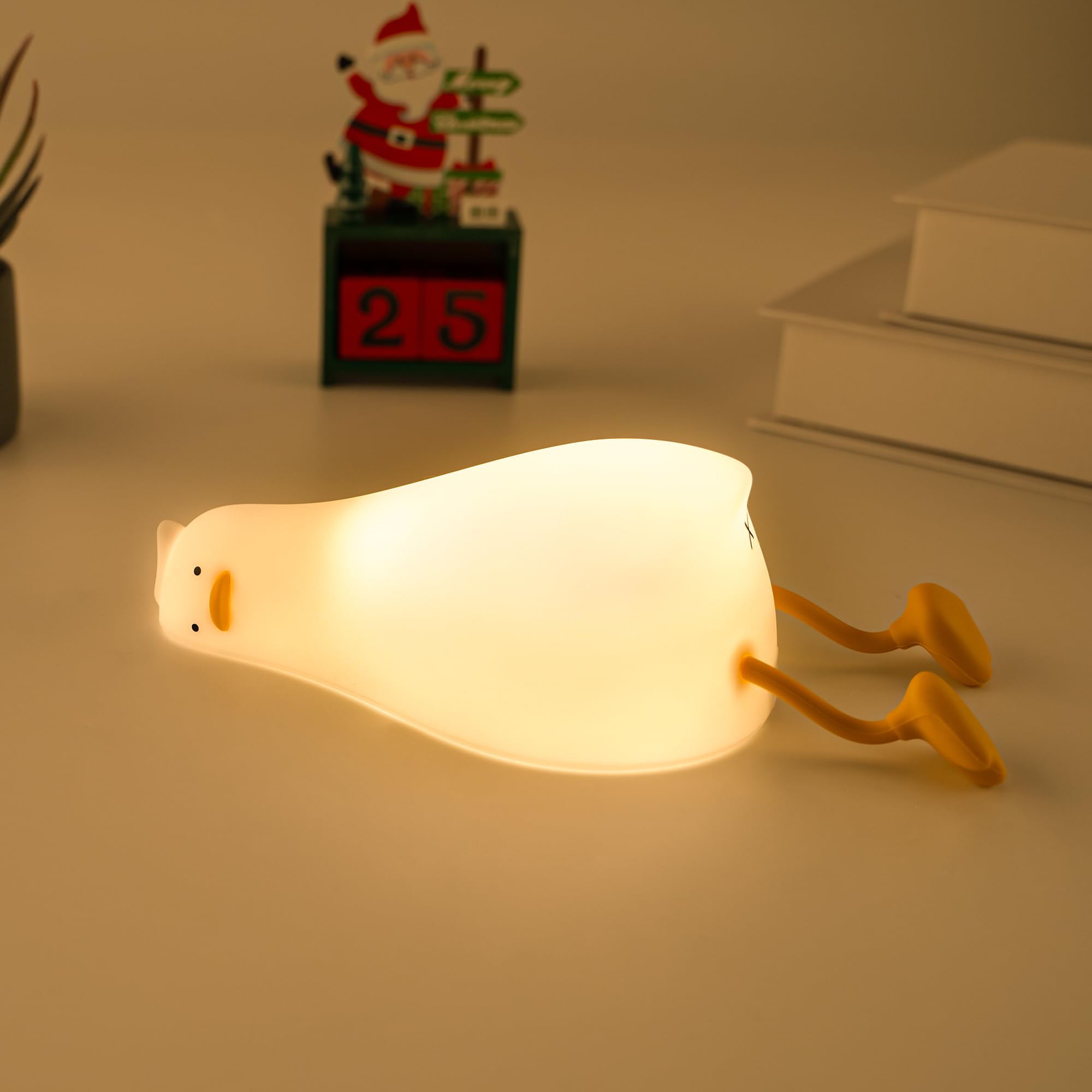 UNEEDE Reindeer Silicone Night Light for Kids, Cute Christmas Gift, Warm Yellow LED Light, Soft Touch, USB Rechargeable, 90-Day Warranty