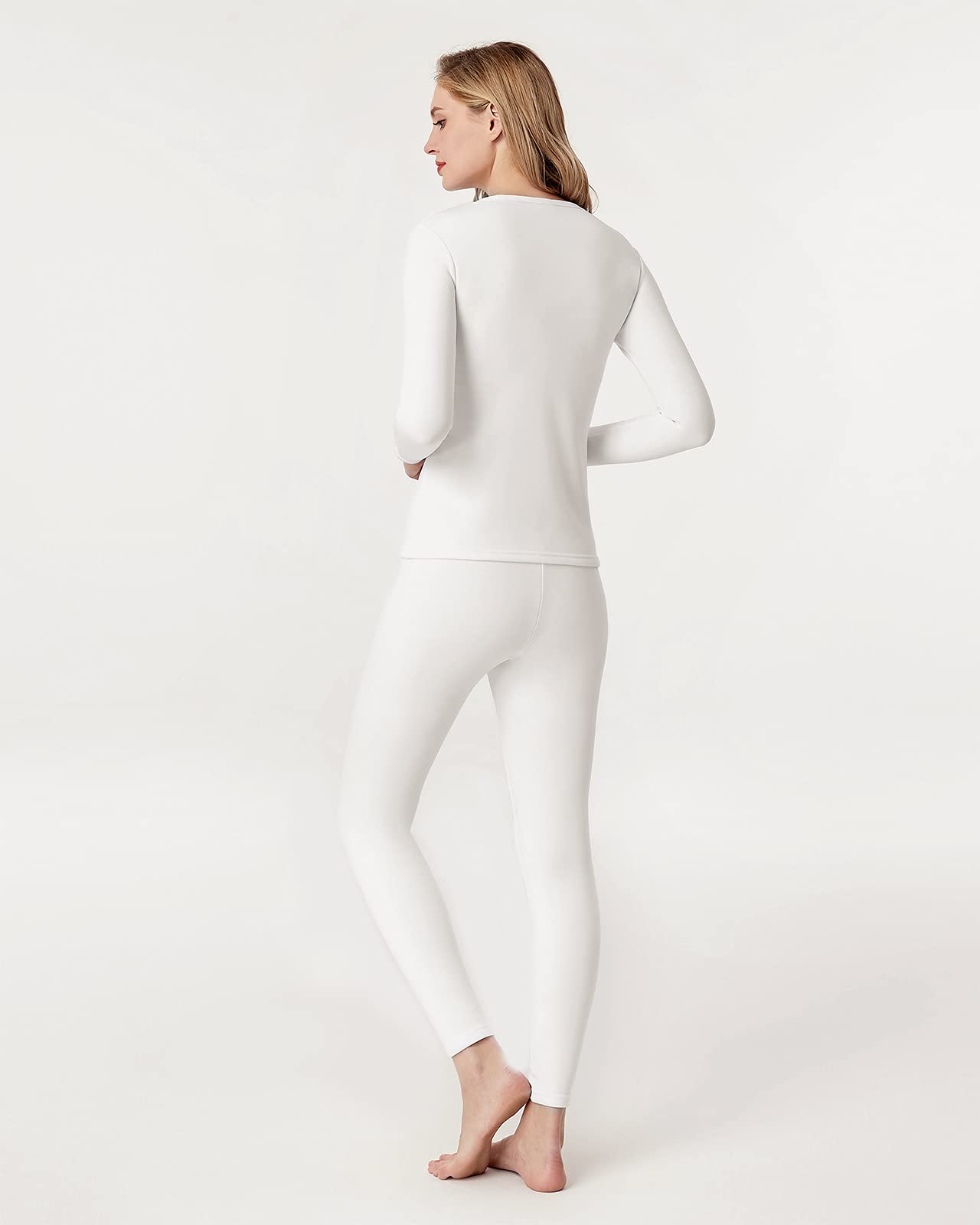 LAPASA Women's Thermal Underwear Set Fleece Lined Long Johns Top Shirt & Bottom Soft Base Layer Thermoflux 100 Mildly Warm Lightweight Cold Weather L17 Small White