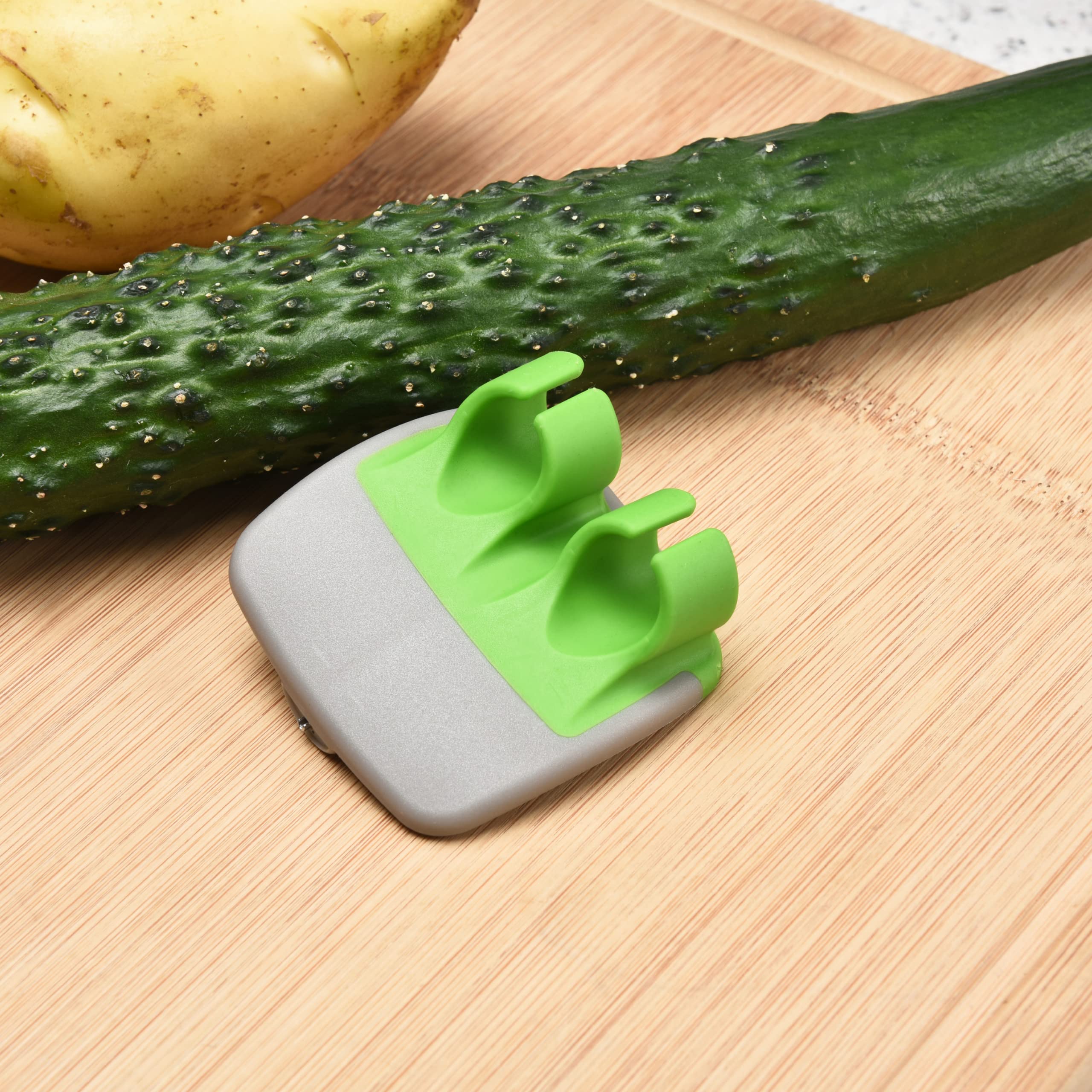 Kitchtic Vegetable and Fruit Peeler - Palm Peelers with Rubber Finger Grips - Peel Potato, Carrot, Apple, Kiwi, & Cucumber, Hand Peeling Vegetables - Veggie Peel Tools for Kitchen - Potato Eye Remover