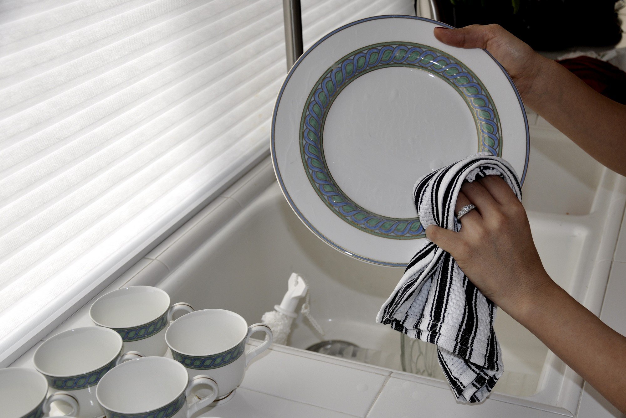 Nouvelle Legende Striped Basketweave Towels, Absorbent Cotton Tea Cloths for Dish and Kitchen, 19 by 29 Inches, 8 Pack