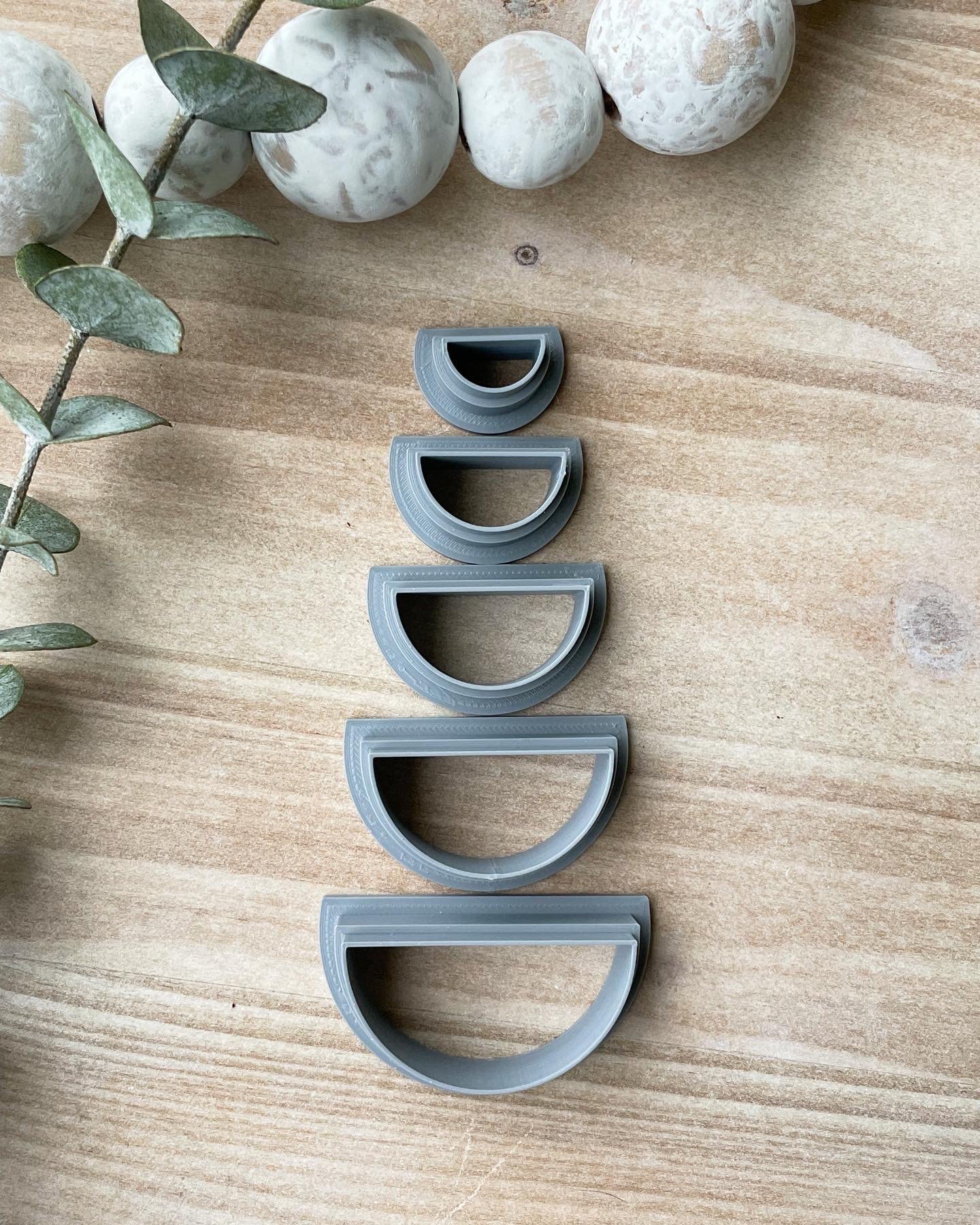 Polymer Clay Cookie Cutters β The Clayful Co Semi Circle Cutter Pack Set of 5 β Plastic Cutter for Jewelry and Earring Shapes Half Circle