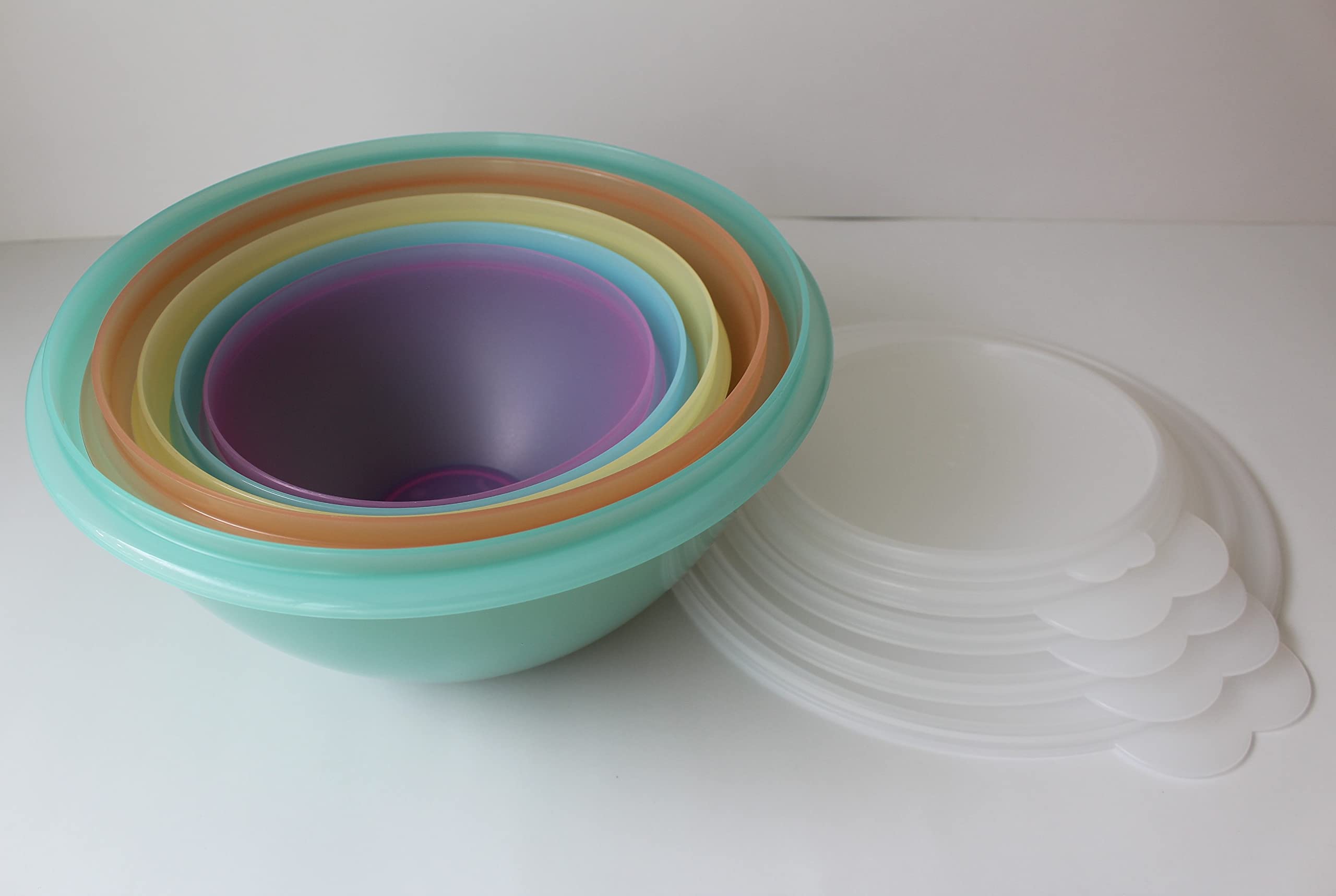 New Tupperware NewTupperware Classic Wonderlier Mixing Bowl Set of 5 ,Multicolor,800 ml