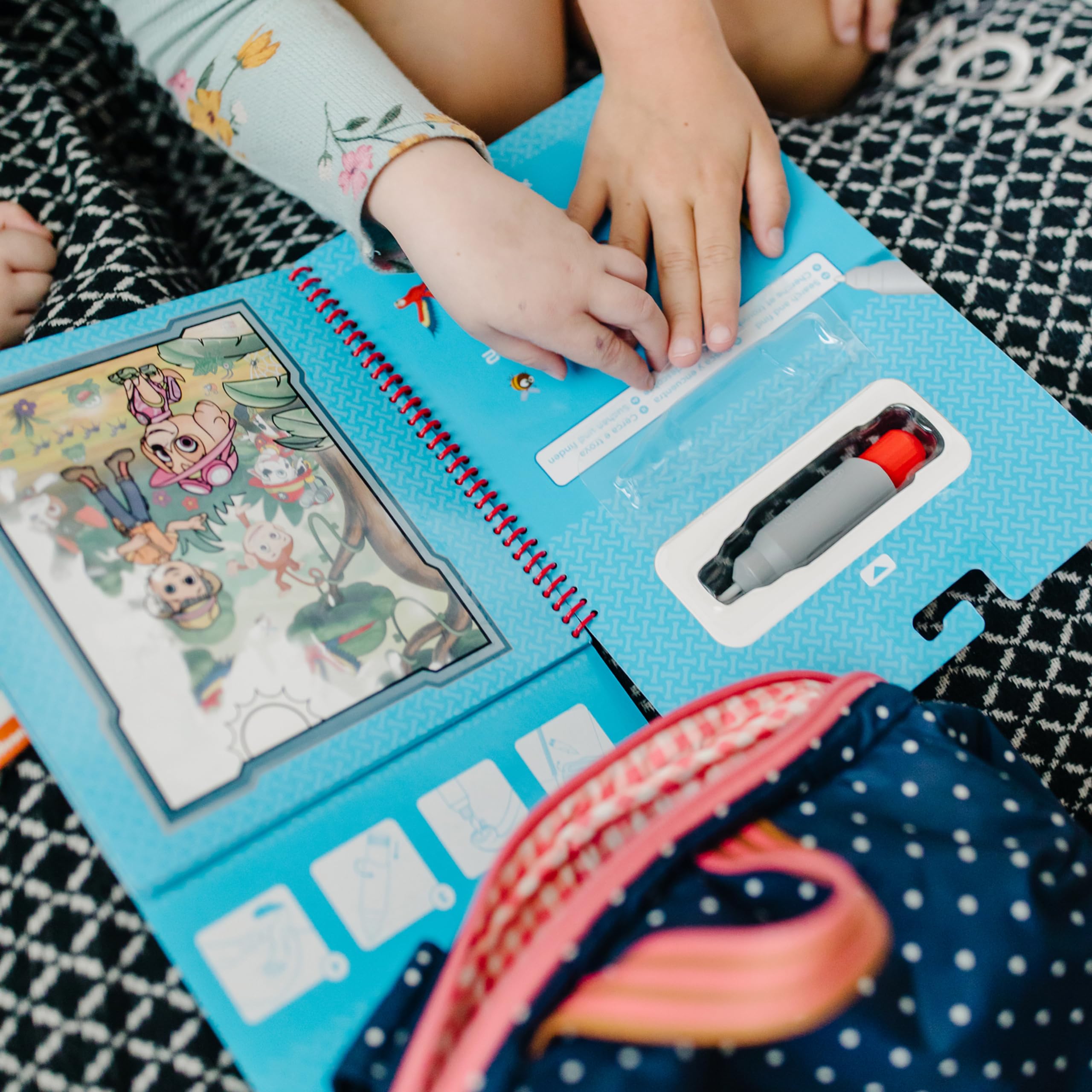 Melissa & Doug Water Wow! - Skye, Chase, Marshall Water Reveal Travel Activity Pads - PAW Patrol-Themed Reusable No-Mess for Kids (Pack of 3)