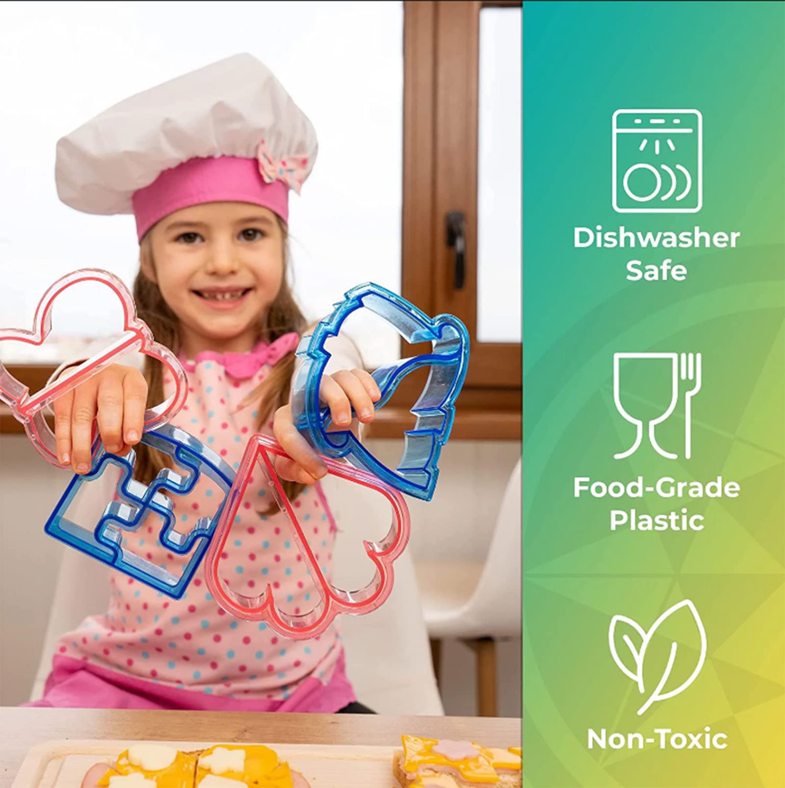 Sandwich Cutter and Sealer, 6 Pcs Bread Decruster Sandwich Cutter Pancake Maker Dinosaur Butterfly Dolphin Heart Puzzle Shape DIY Cookie Sandwich Cutters for Kids Bento Box