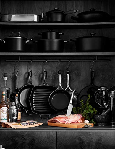 Le Creuset Signature Cast Iron Round Casserole, 22 cm - Satin Black