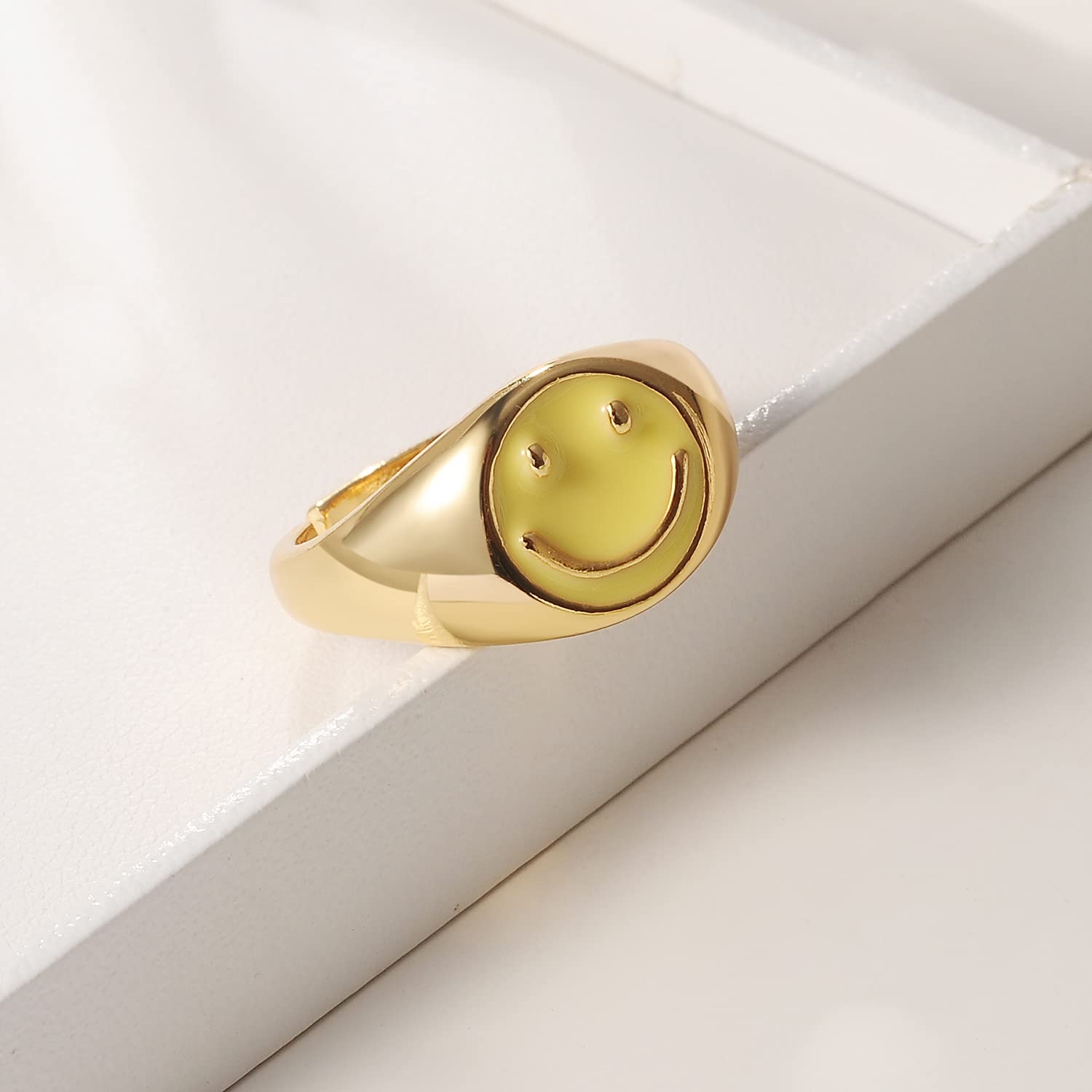 NC 5 Pcs Gold Plated Smiling Face Rings 5 Colors Y2K Cute Ring Adjustable Opening Ring Environment Friendly and Harmless