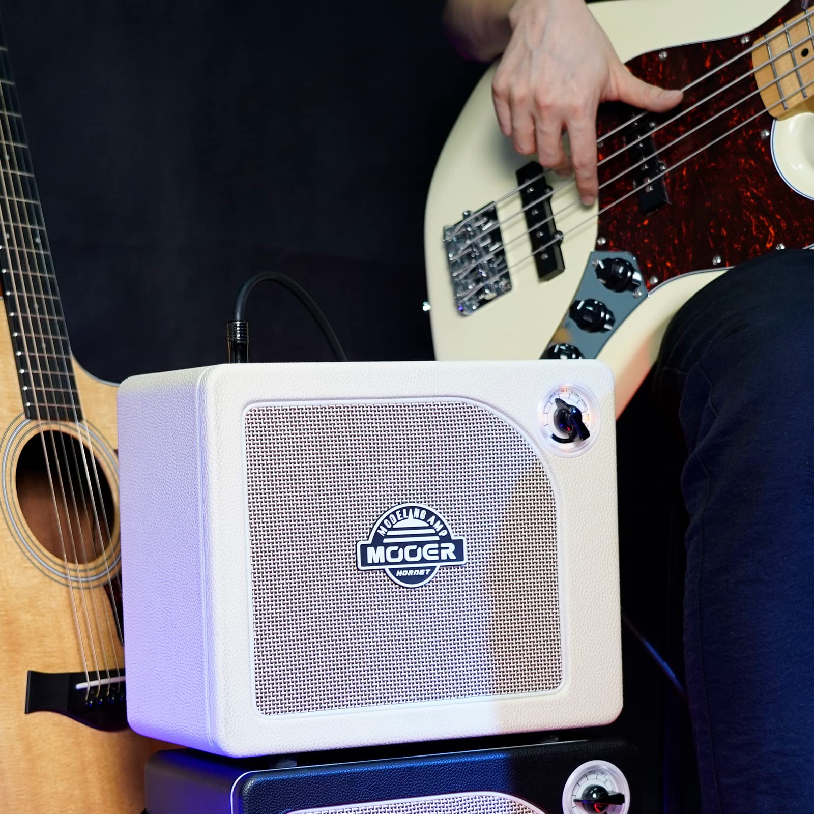 MOOER Guitar Amplifier Combo 15W, Practice Electric Guitar Amp with 9 Digital Amp Models for Electric Guitar and Bass - Hornet White and Green