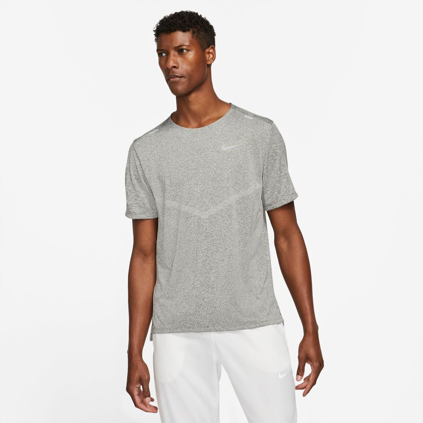 Nike Dri-FIT Rise 365 Men's Short-Sleeve Running Top (Medium, Smoke Grey/Heather)