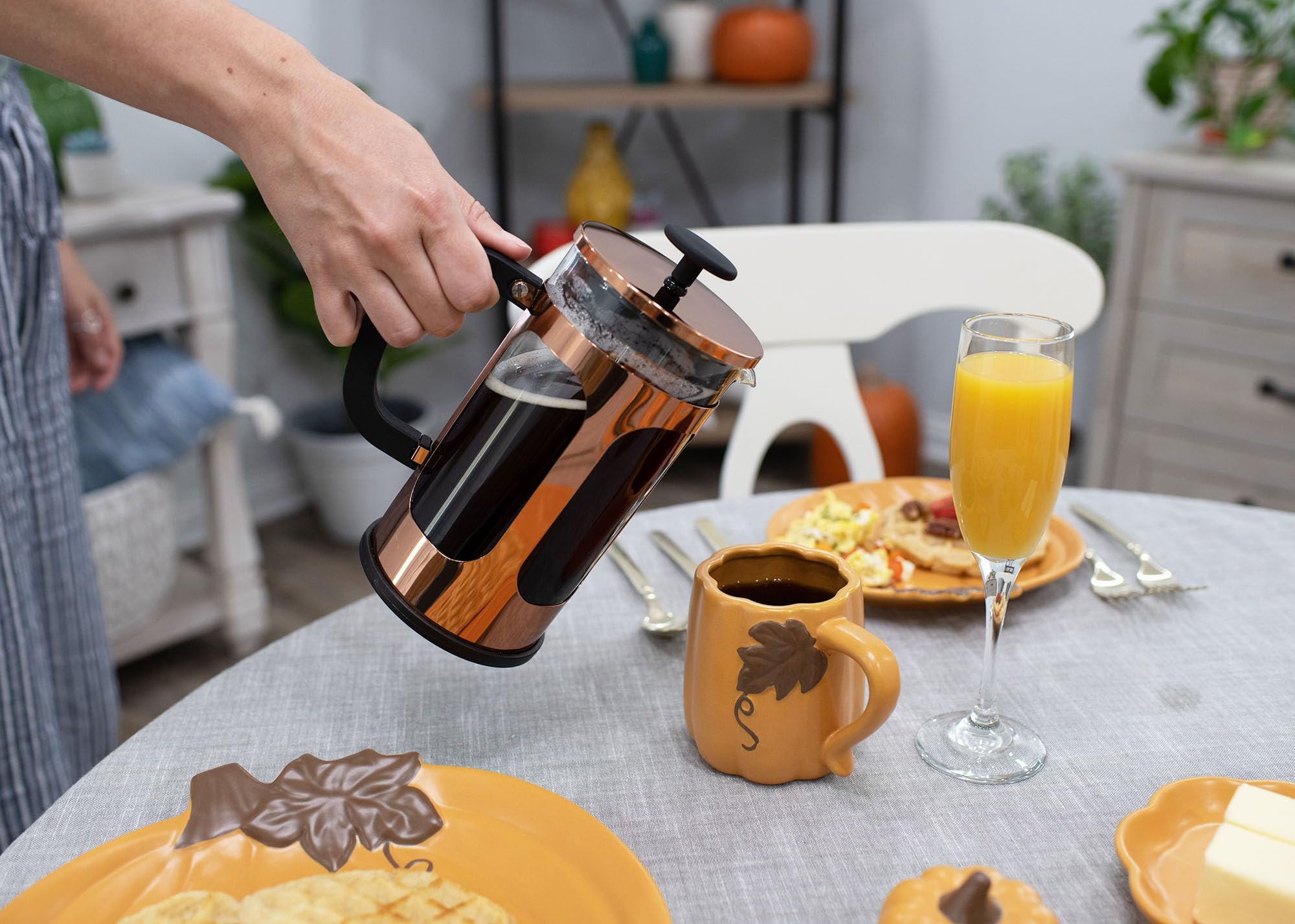 Nat & Jules Pumpkin Shaped 12 ounce Ceramic Coffee Mugs: Perfect for Halloween, Thanksgiving and Fall Kitchen & Home Collections - Set of 2, Orange