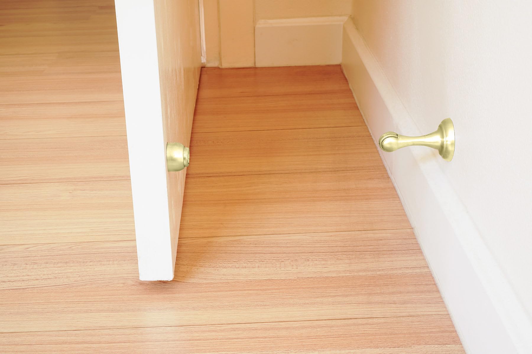 Onward Richelieu Hardware 67BR Onward 3-in (76.2 mm) Magnetic Door Stop, Brass, 1 Count (Pack of 1)