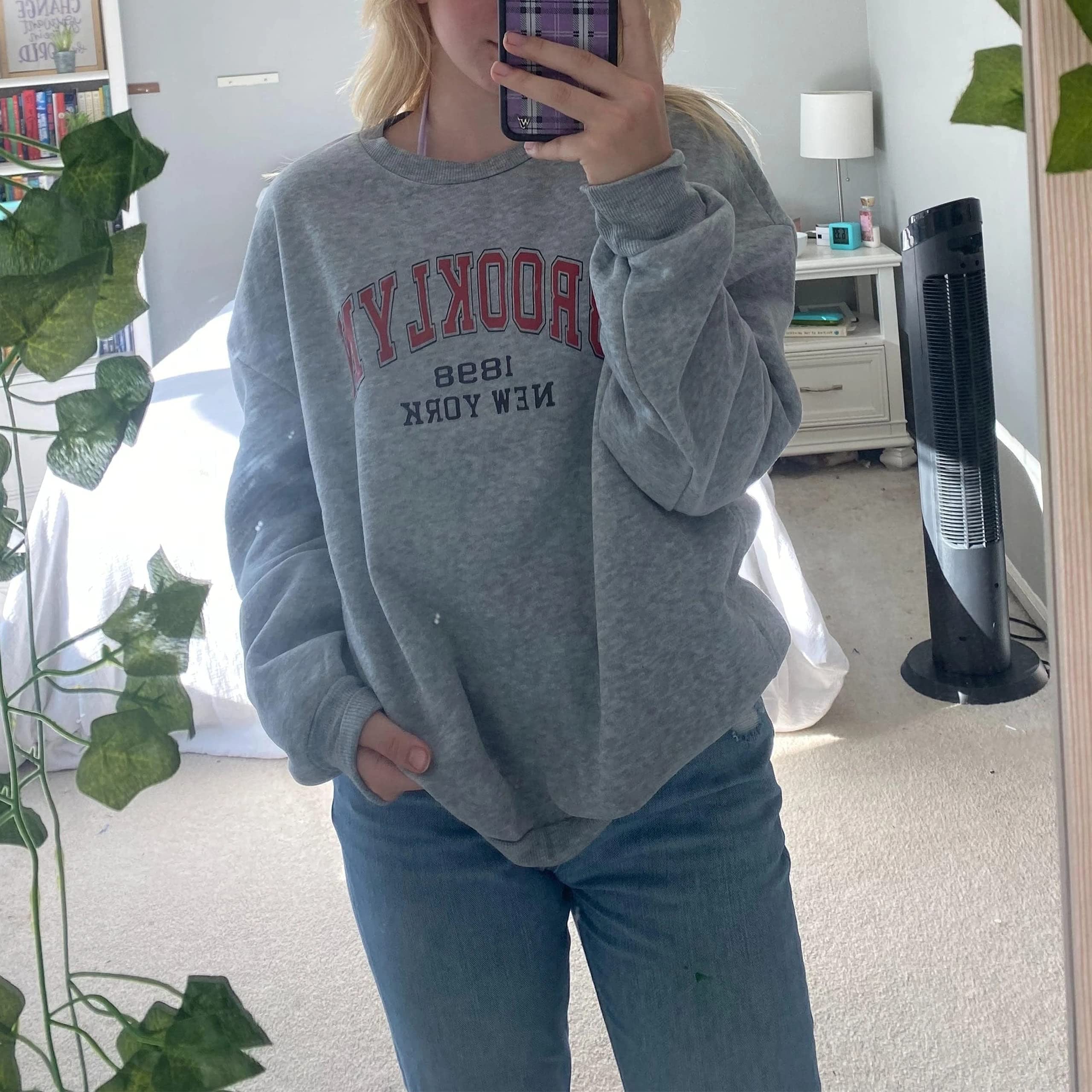 MISSACTIVER Women Oversized Brooklyn New York Letter Print Sweatshirt Crewneck Long Sleeve Drop Shoulder Fleece Pullover Tops (Medium, Grey)