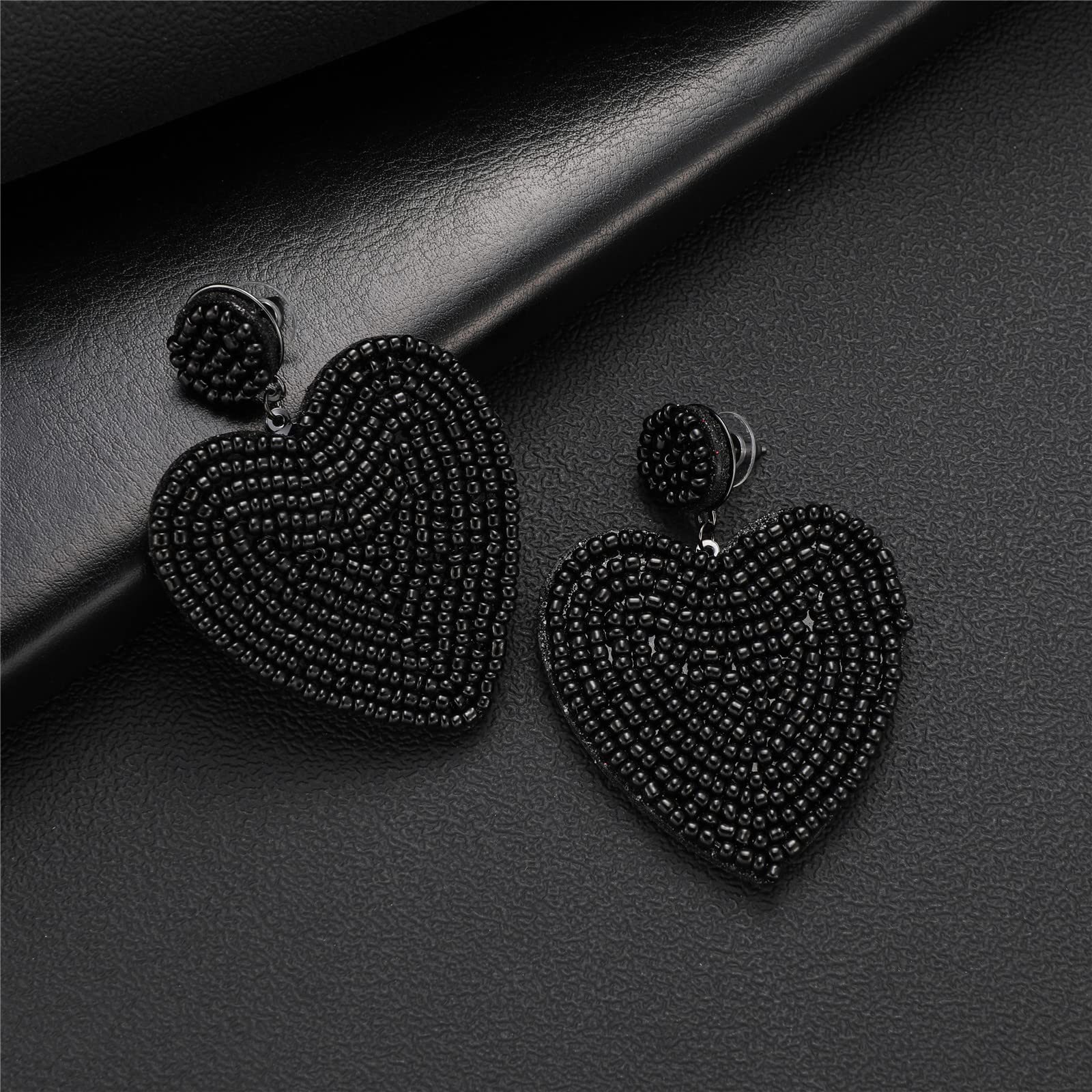 Statement Beaded Heart Earring Y2K Style Hand-craft Monochrome Seed Beads Bold Heart Pendant Earring (BLACK EARRING)