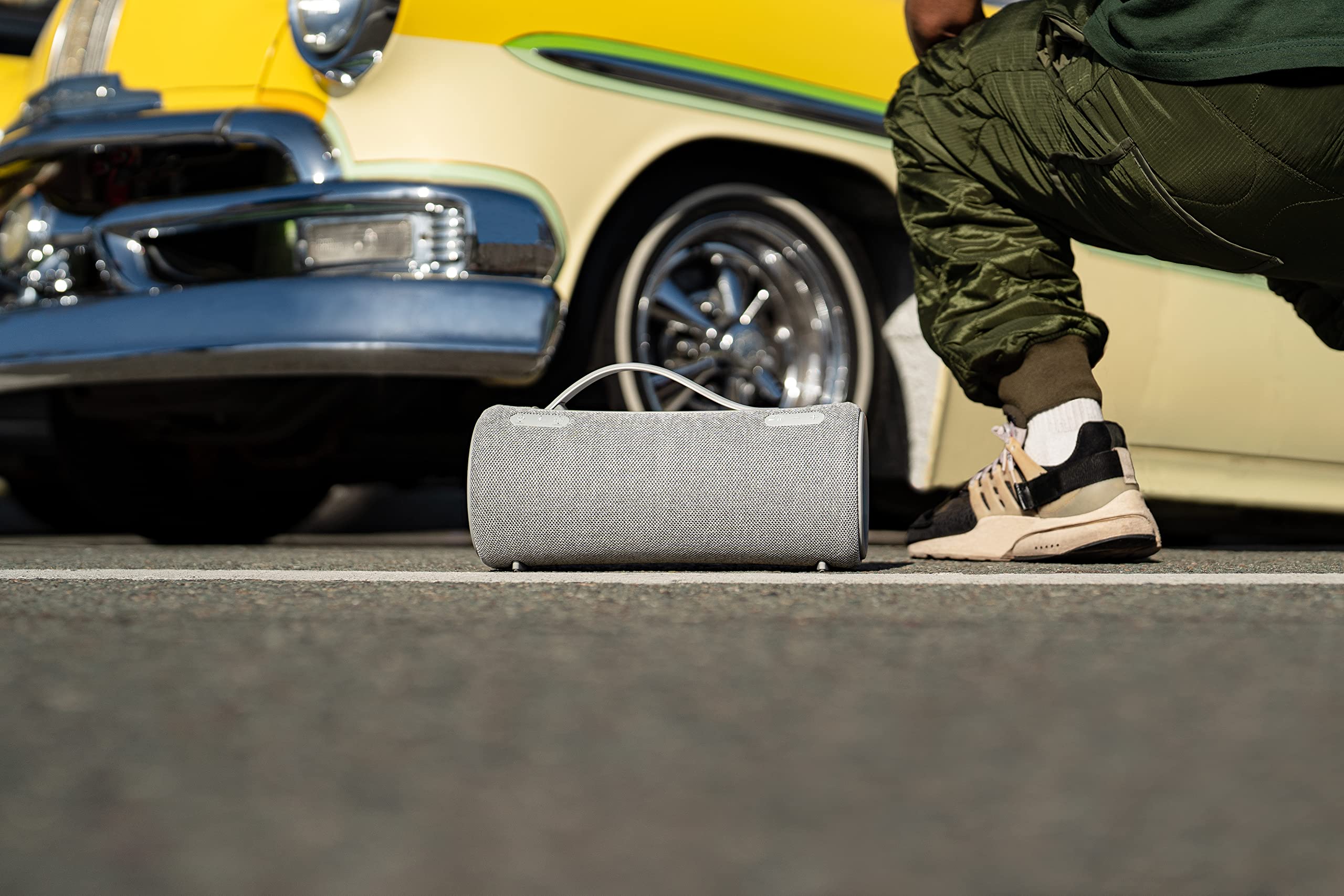 Sony SRS-XG300 X-Series Wireless Portable-Bluetooth Party-Speaker IP67 Waterproof and Dustproof with 25 Hour-Battery and Retractable Handle, Light Gray- New