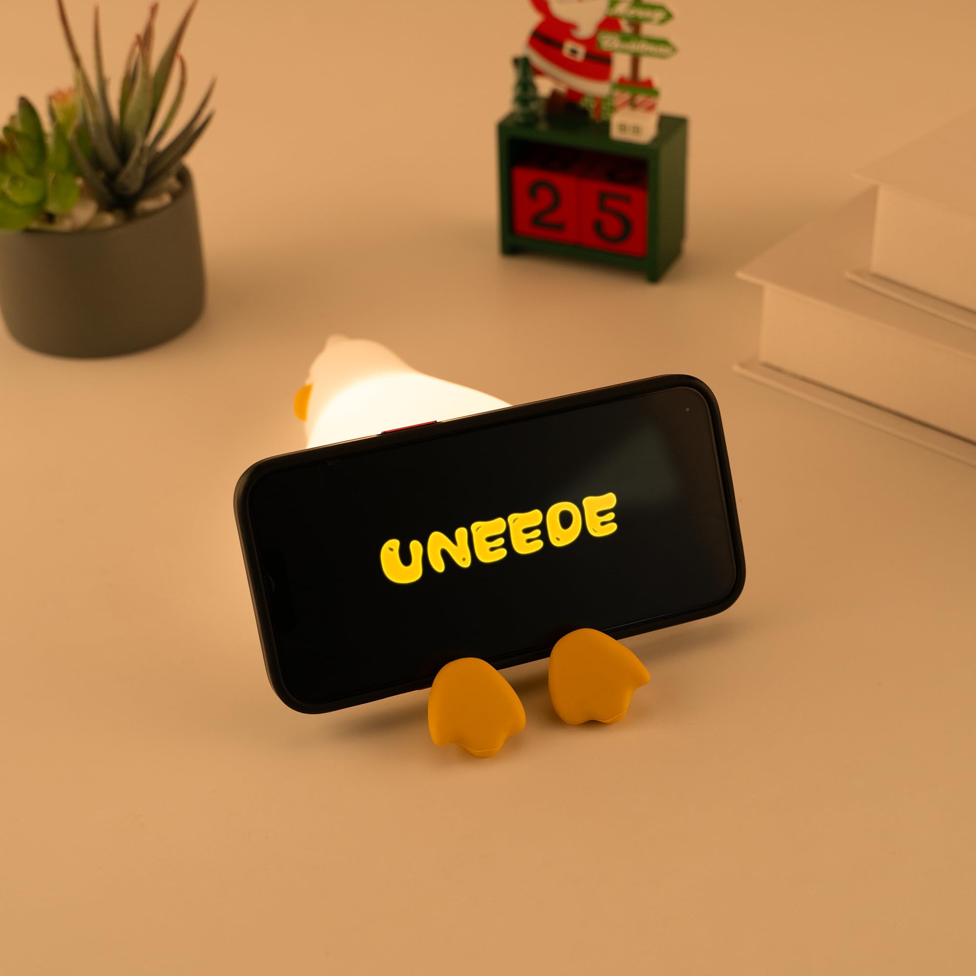 UNEEDE Reindeer Silicone Night Light for Kids, Cute Christmas Gift, Warm Yellow LED Light, Soft Touch, USB Rechargeable, 90-Day Warranty