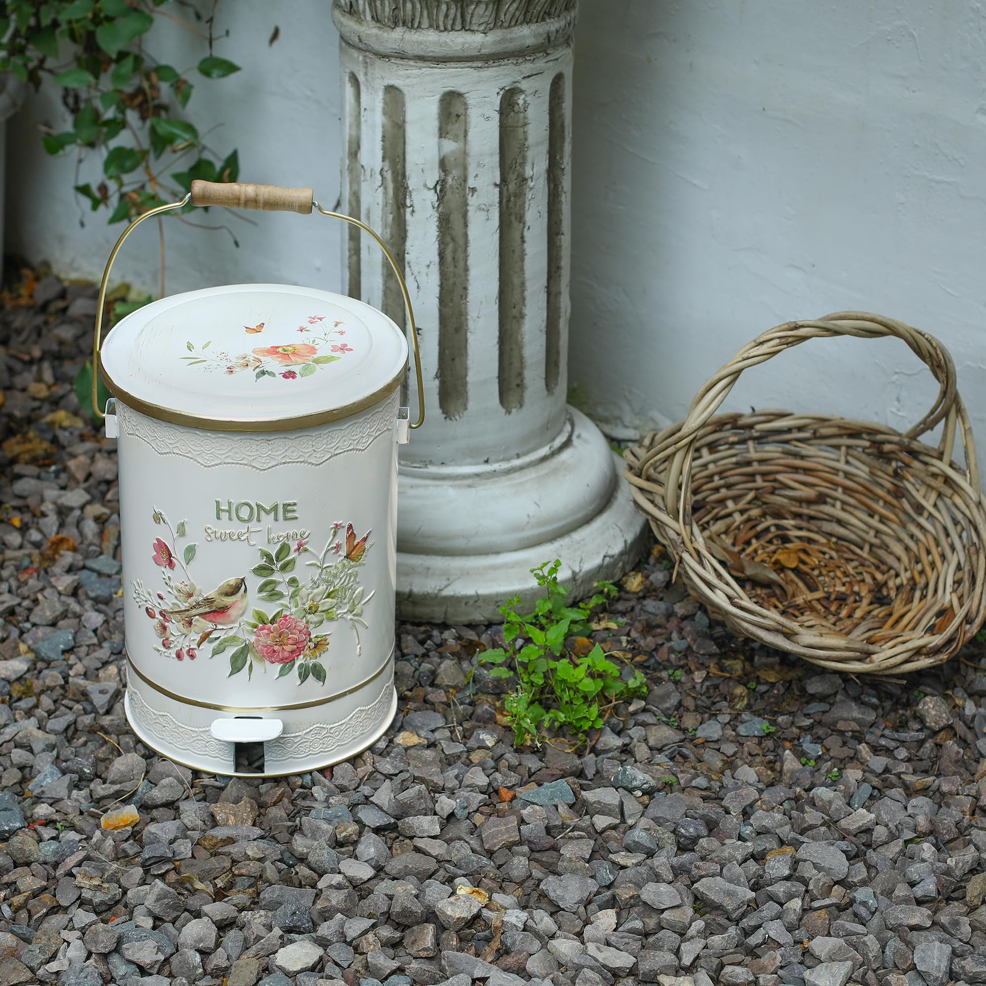 Z&Z ornamentorum Retro Kitchen Trash Can with Lid and Pedal Round Touchless Garbage Cans with Flower and Bird Patterns Outdoor Trash Can for Kitchen Park Garden,Pink