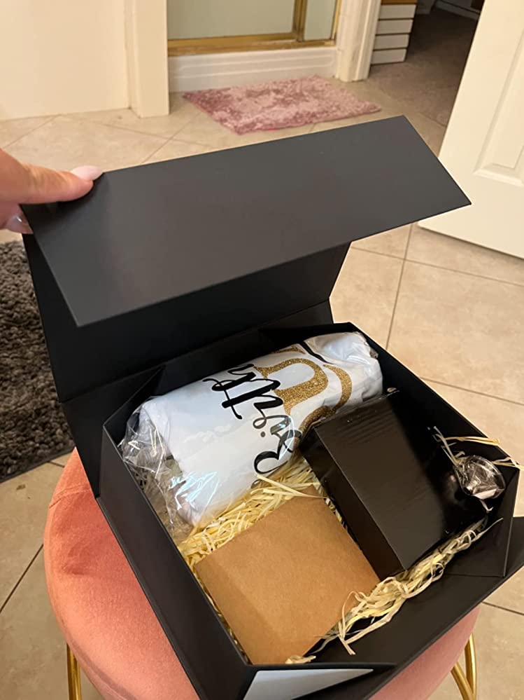 LIFELUM Gift Box 2 Pack 11 x 8 x 3.5 Inches,Black Gift Boxes for Presents with Magnetic Lid Luxury Christmas Gift Boxes for Present Box Contains Card, Ribbon, Shredded Paper Filler