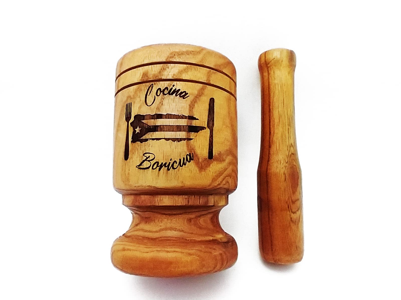 Pilón de Puerto Rico. Puerto Rico Wooden Mortar Mortar with Puerto Rico Flag engraved. Mortar Puerto Rico. Pilón de Puerto Rico con Bandera y mapa. Size : 5.75" X 3.50", INSIDE 2.75". Boricua Pilon.