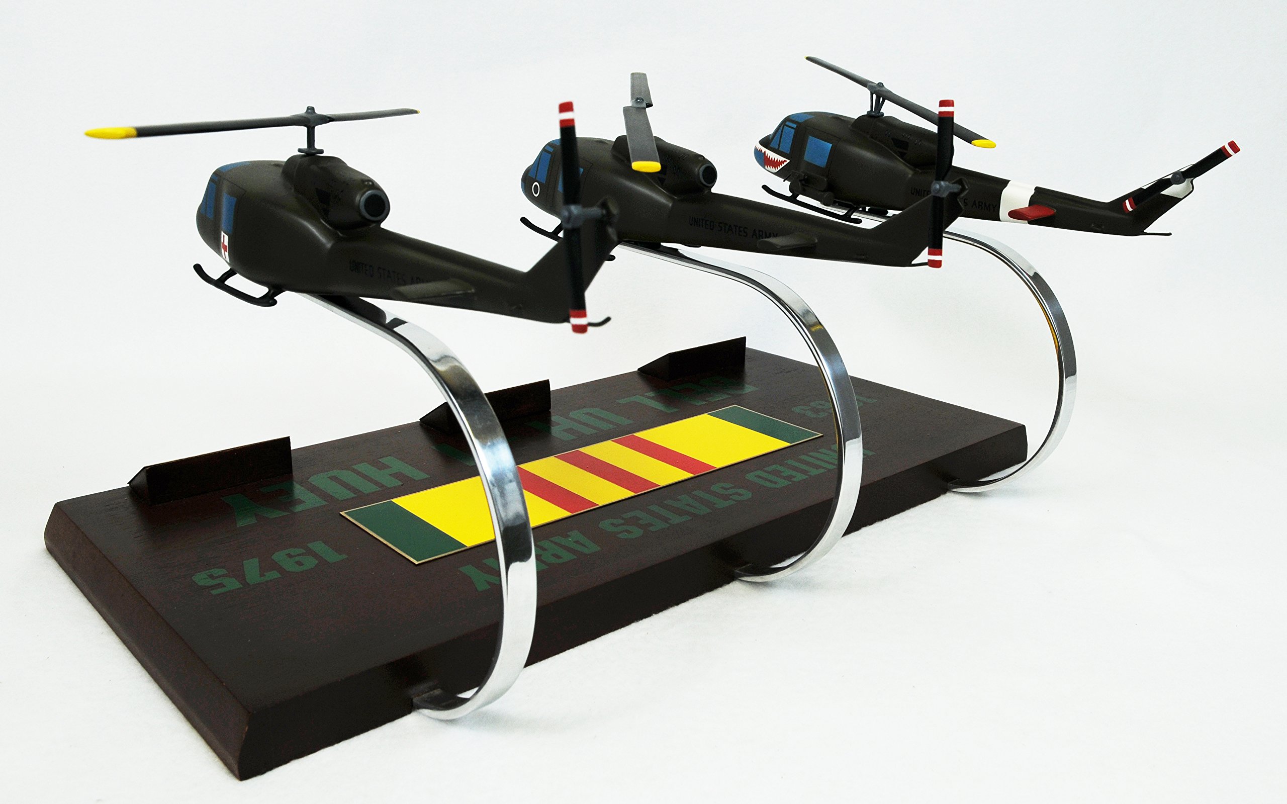 Mastercraft Collection Vietnam Huey Collection Model Scale: 1/48
