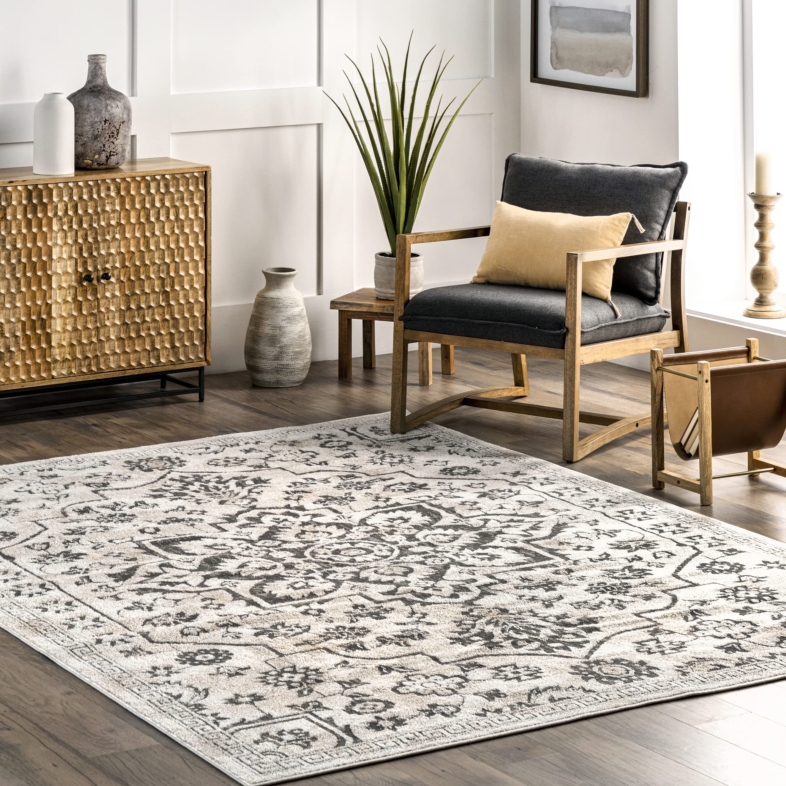 nuLOOM Cassy Floral Medallion Area Rug, 4x6, Grey