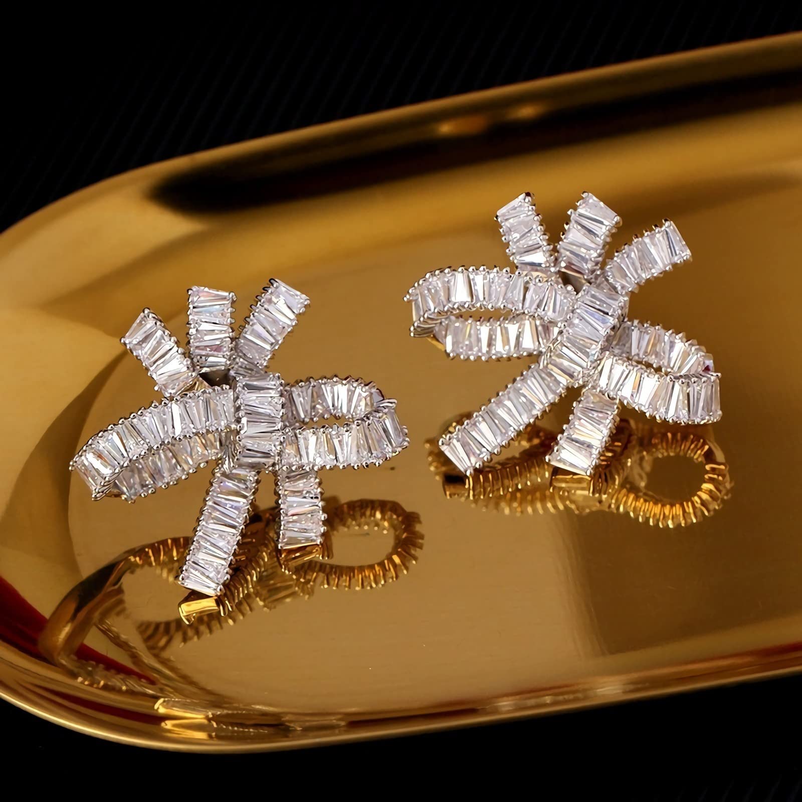Rhinestone Bow Stud Earrings for Women, Bowknot Shape Earrings Cubic Zirconia Rhinestone Earrings