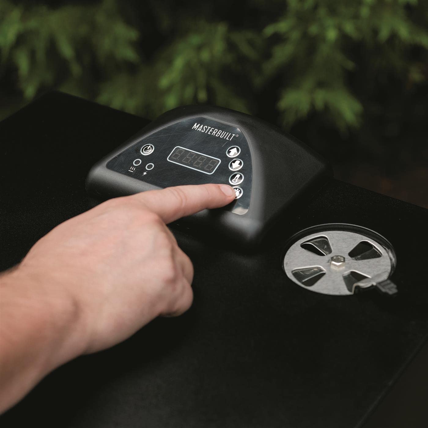 Masterbuilt Adventure Series 30" Digital Electric Smoker