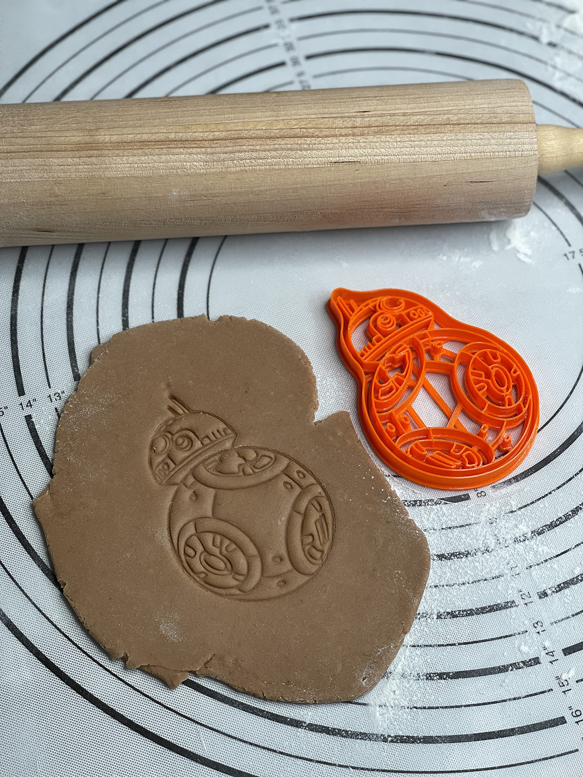 Premium Star Wars Exclusive BB-8 BB8 Cookie Cutter Mold 4.5-Inch-Scale Produced by 3D Kitchen Art