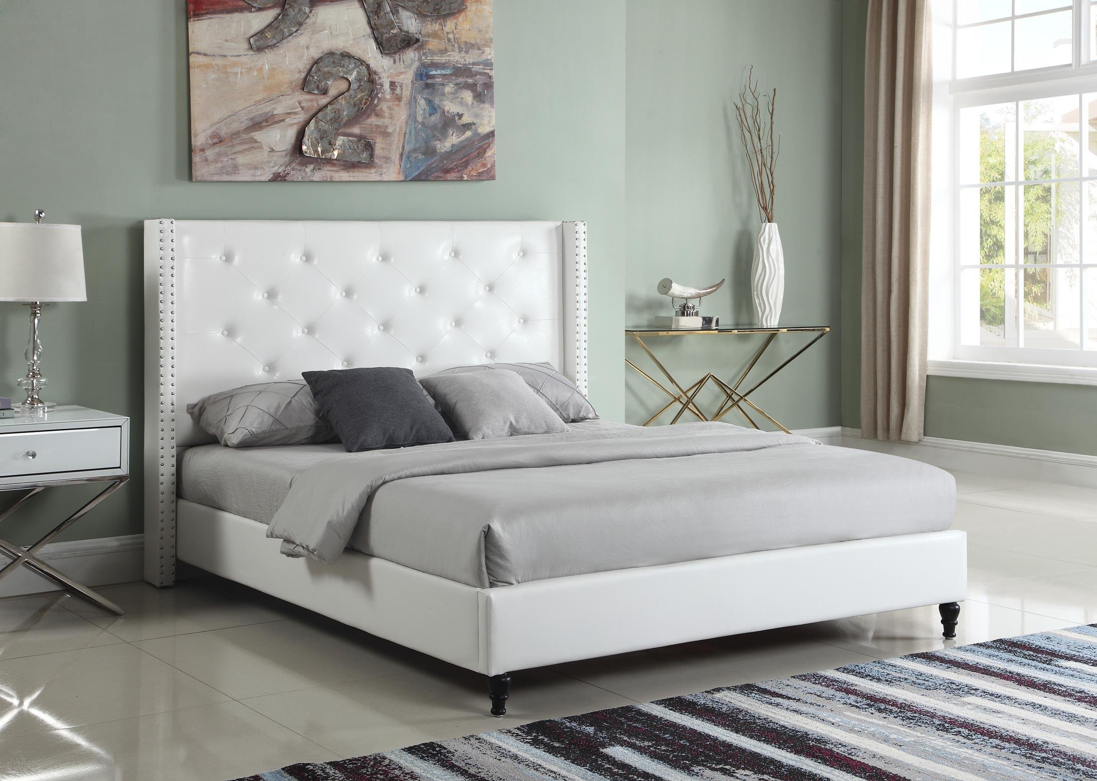 LIFE Home Platform Bed