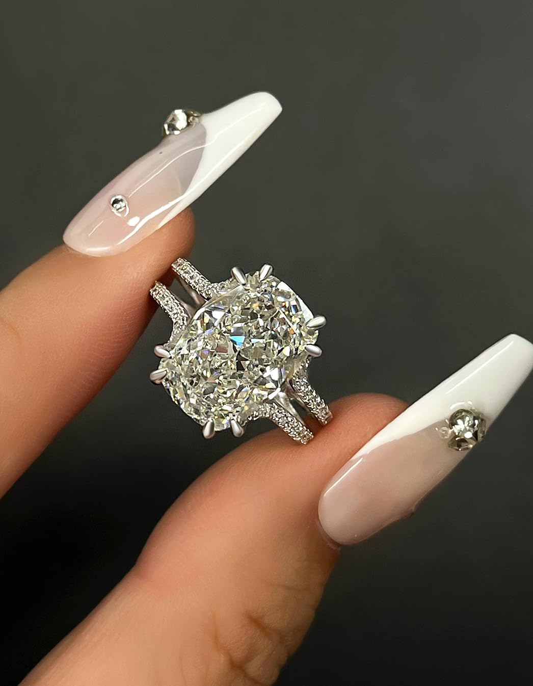 RODIFFY 6CT Gorgeous Split Shank Cushion Cut Promise Ring for Women,Simulated Diamond Engagement Ring in Silver(Size:7)