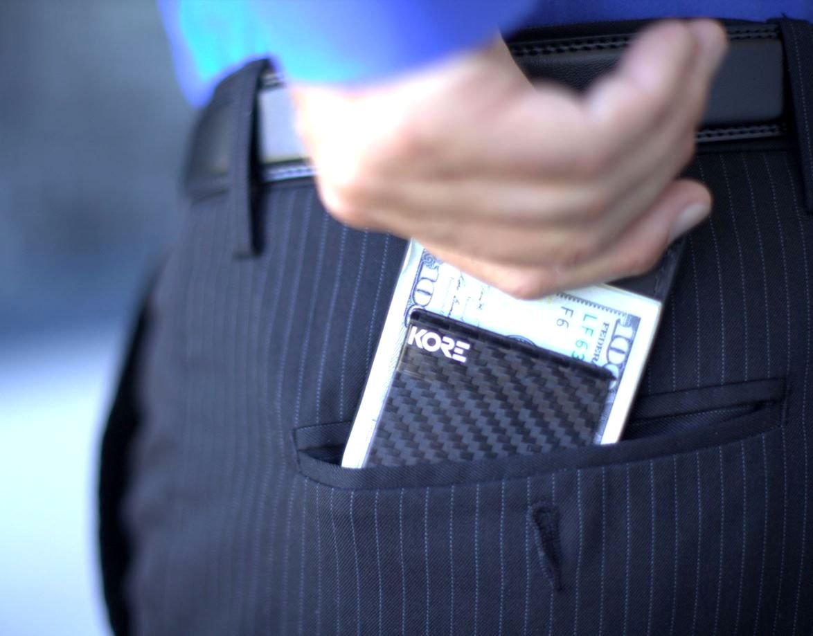 KORE Men's Slim Wallet + Carbon Fiber Money Clip [RFID Block]