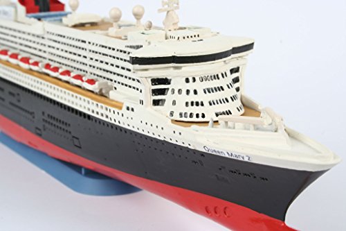 Revell 05808 Queen Mary 2 Cruise Liner - 1:1200 Model Kit