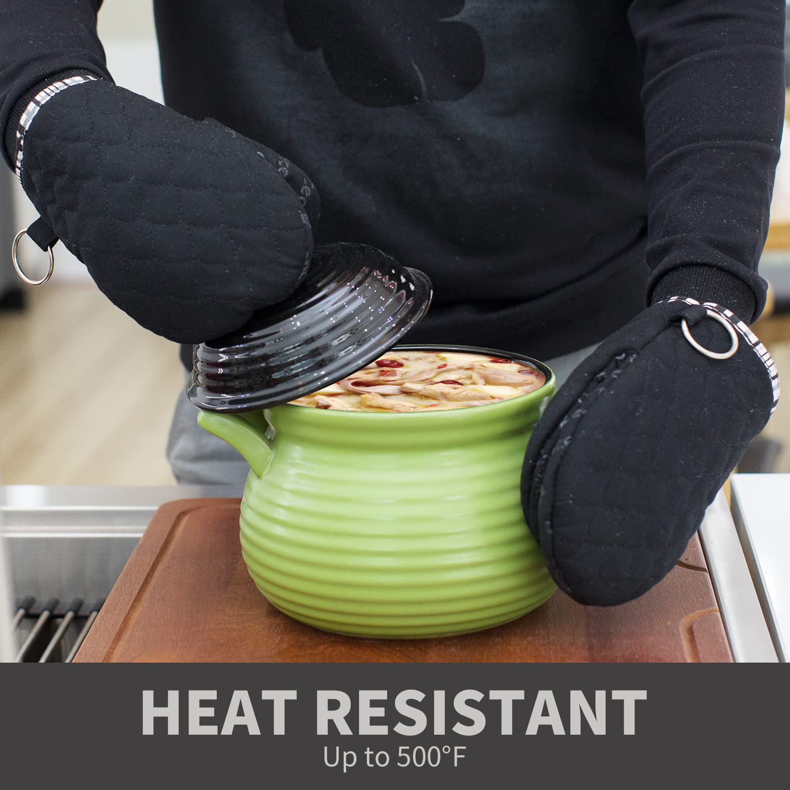 Oven Mitts, 2pcs Kitchen Mitts for Oven, Oven Mitts Heat Resistant with Silicone Non-Slip Grip and Hanging Loop, Oven Gloves to Protect Hands for Cooking, Baking and Grilling(Black)
