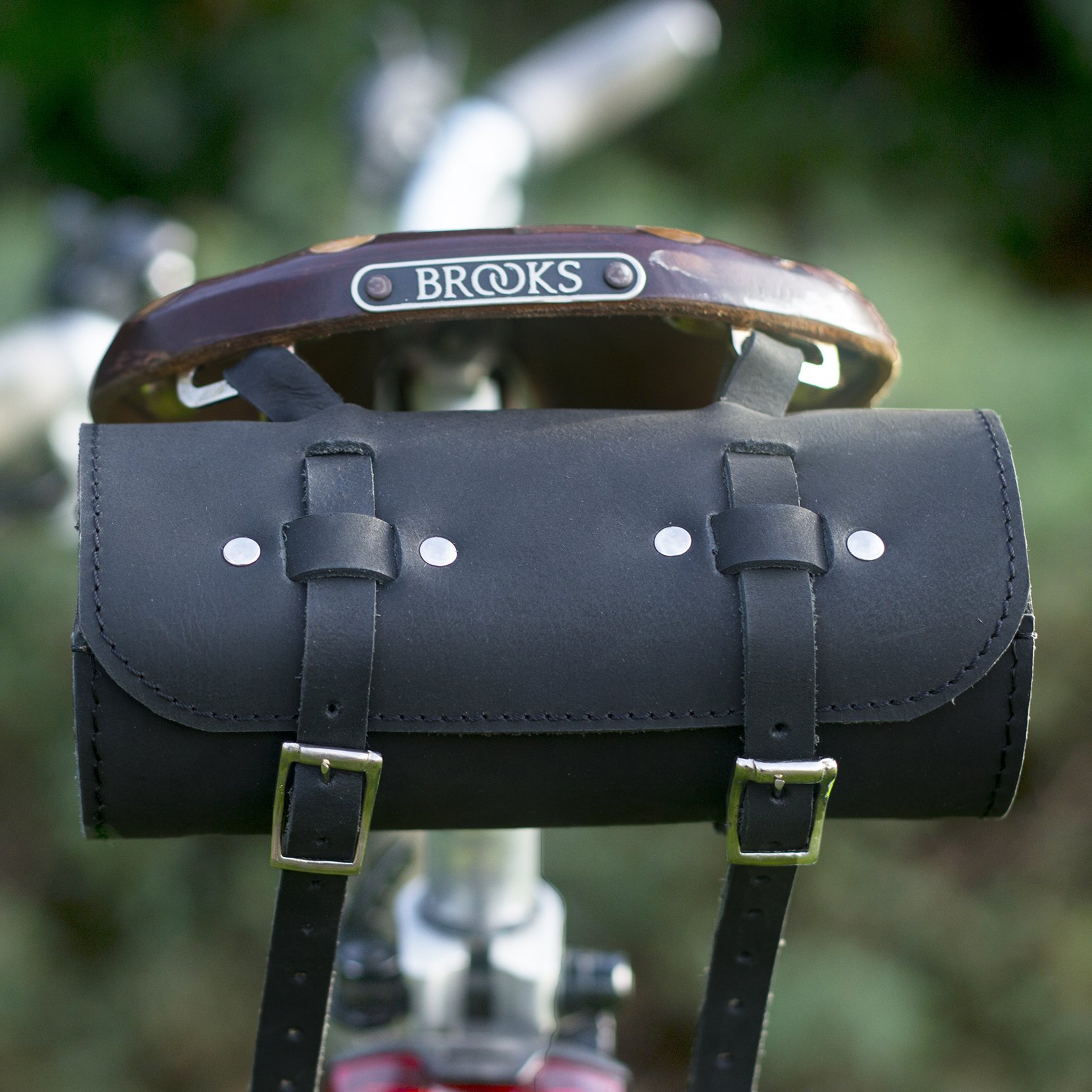 London Craftwork Classic Saddle/Handlebar Roll Bag Real Leather in Black for Bike Tools ROL-BL