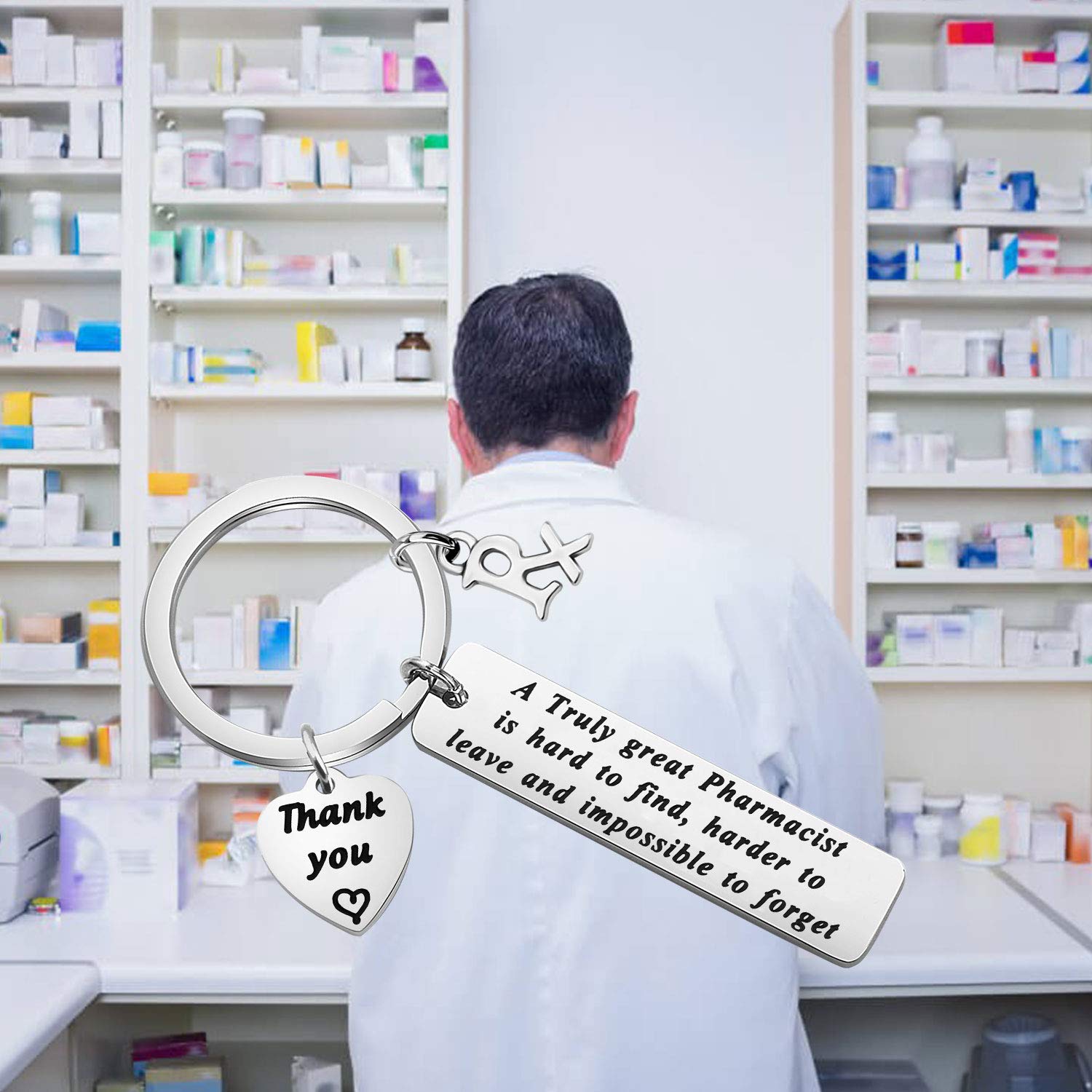 MAOFAED Pharmacist Keychain A Truly Great Pharmacist is Hard to Find Keychin Pharmacist Appreciation Gift Pharmacist Retirement Gift (truly great pharmacist)