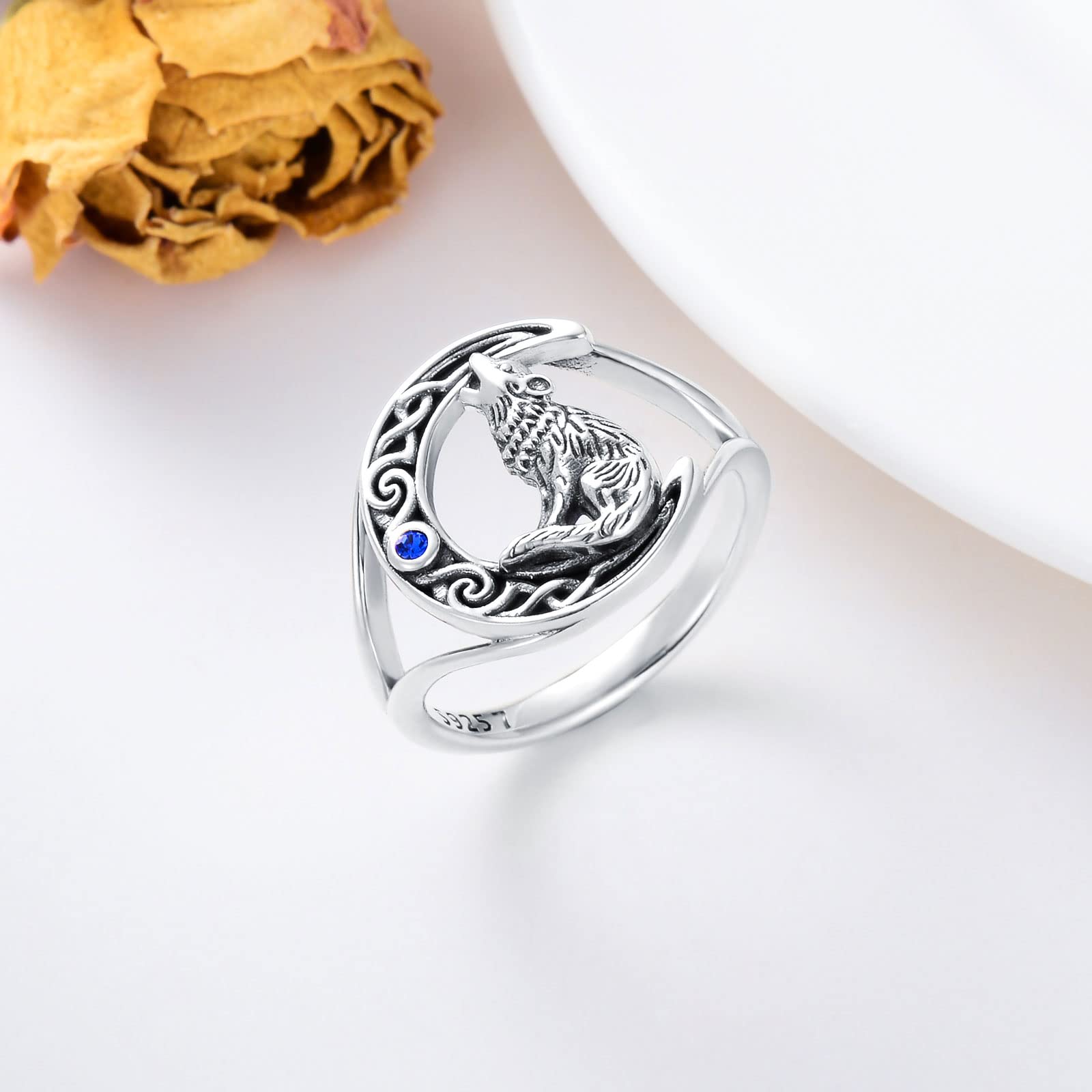 Plesitep Wolf Ring Sterling Silver Crescent Moon Wolf Ring for Women Men (6)
