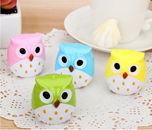Lingduan Pack of 4 Cute Cartoon Animal Owl Pattern Double Holes Pencil Sharpeners Creative Stationery School Prize for Kids,Random Color Plastic Manual Pencil Sharpener