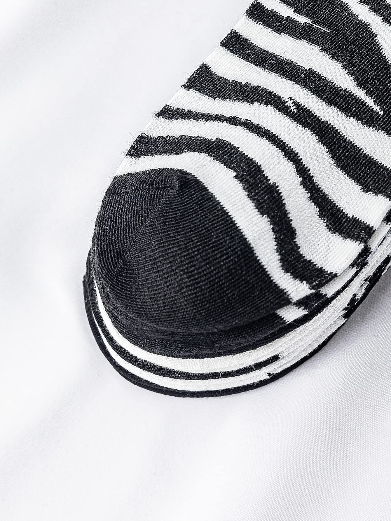 OYOANGLE Women's 6 Pairs Womens Funny socks Cozy Cute Printed Patterned Fun Socks Novelty Socks for Women Gifts Black and White Print One Size
