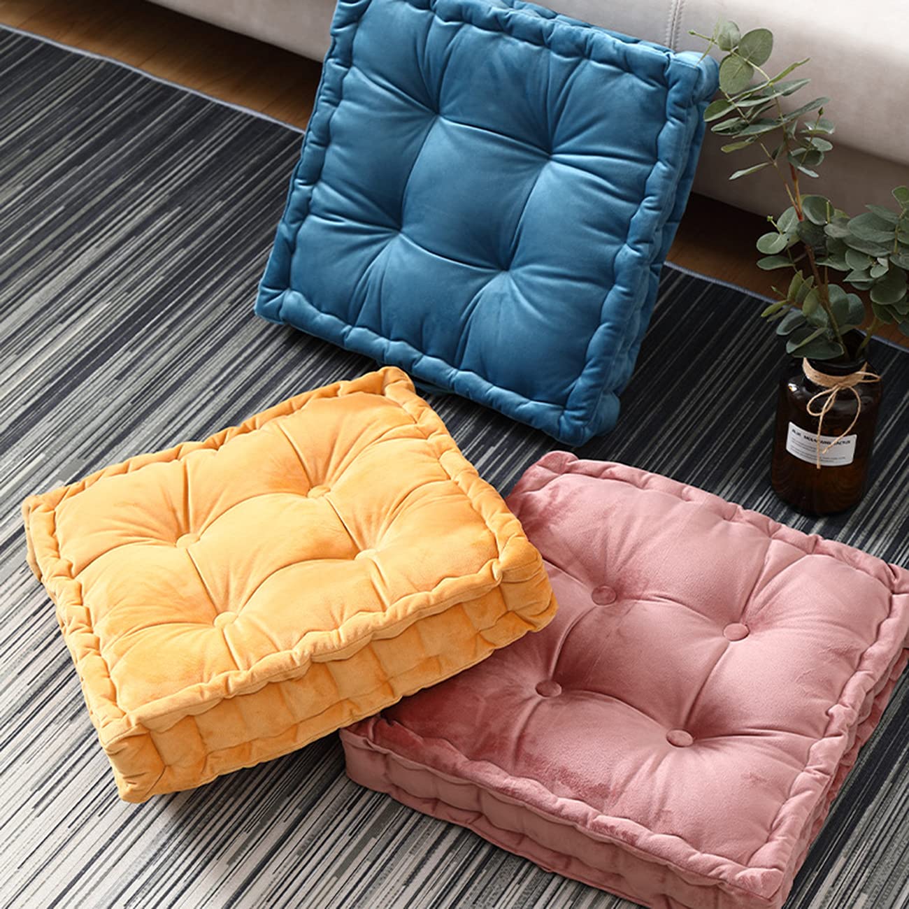 Wadser Tufted Velvet Floor Cushion, Round Thick Seating Cushion with Carrying Handle, Patio Meditation Pillow Tatami Chair Pads, 20"x20"x3.9", Emerald Green